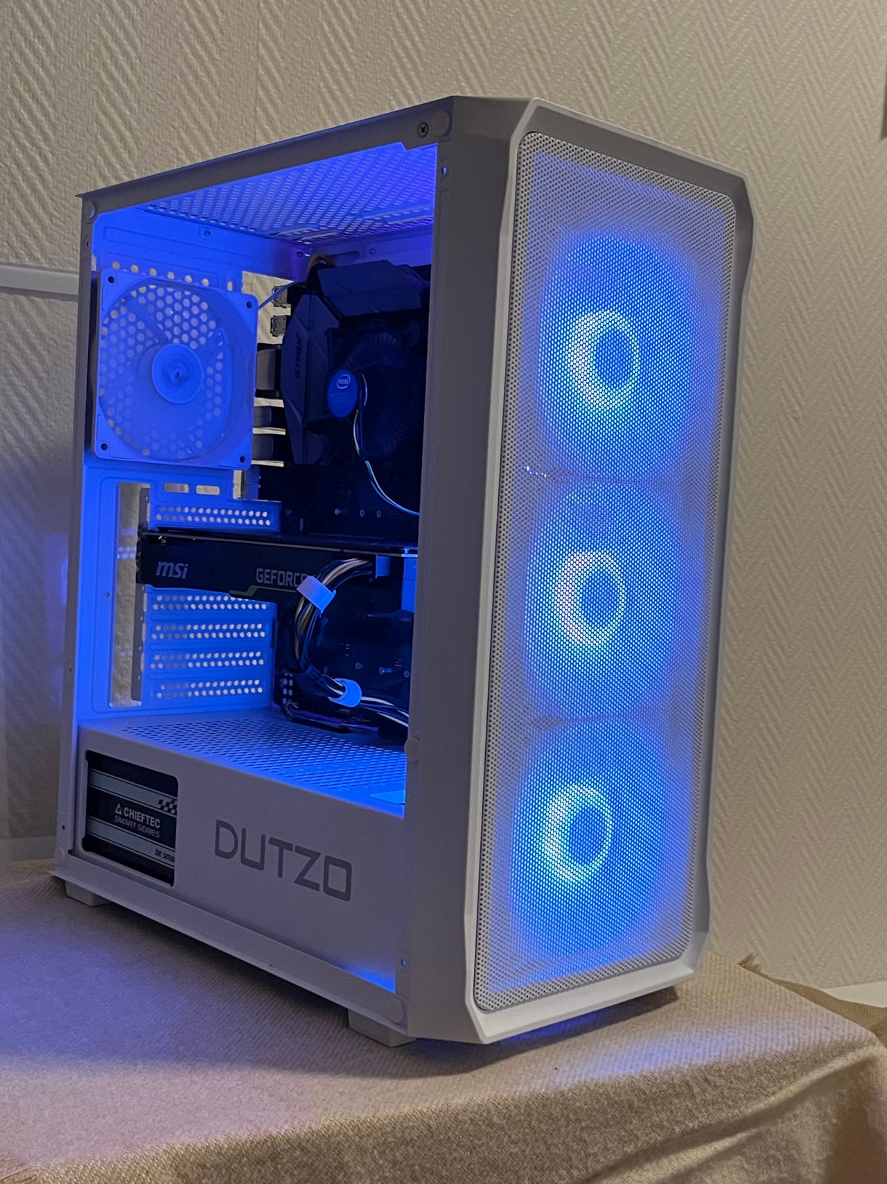 ️ Hvit Gaming PC ️ RTX 2070 | FINN-torget