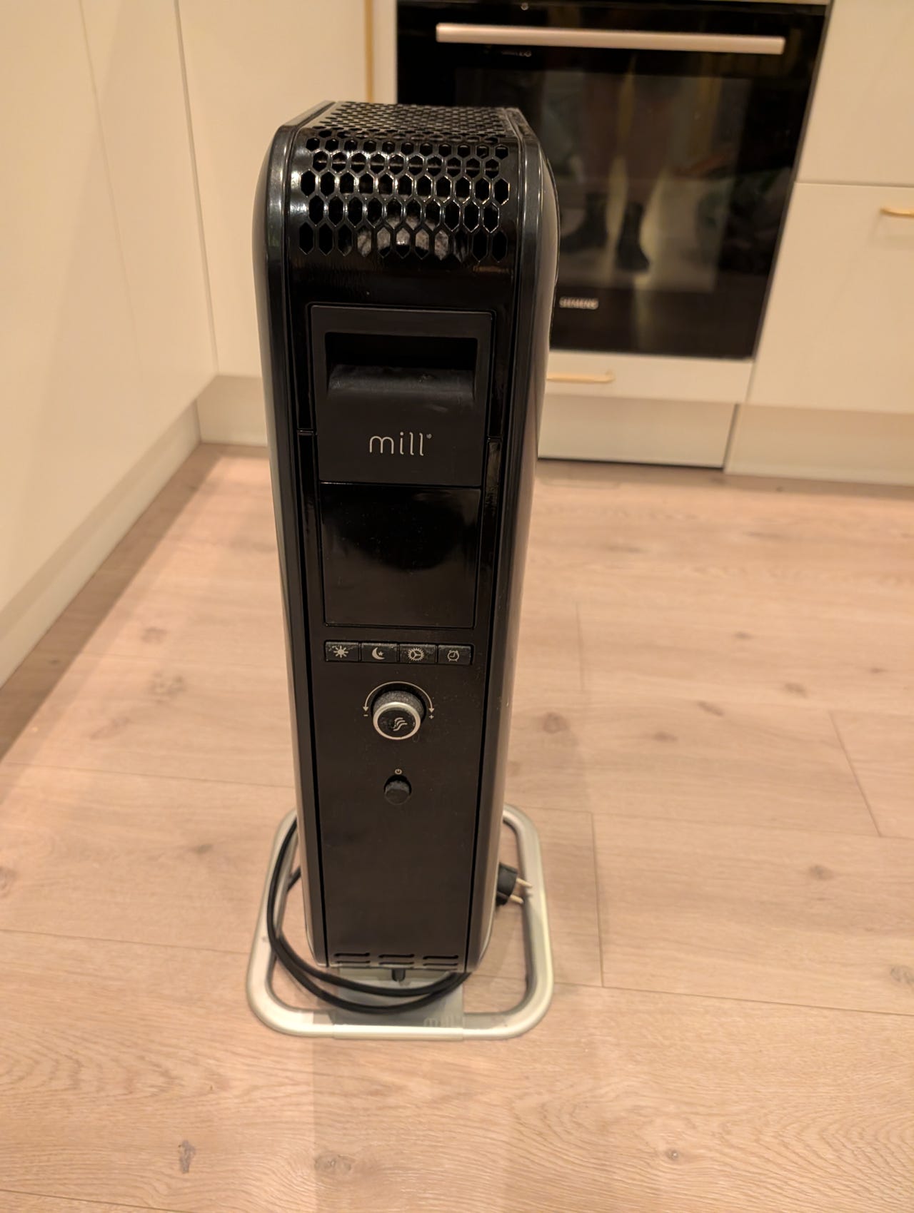 Mill 1000w elektrisk oljeovn (AB-H1000DNGL) | FINN-torget