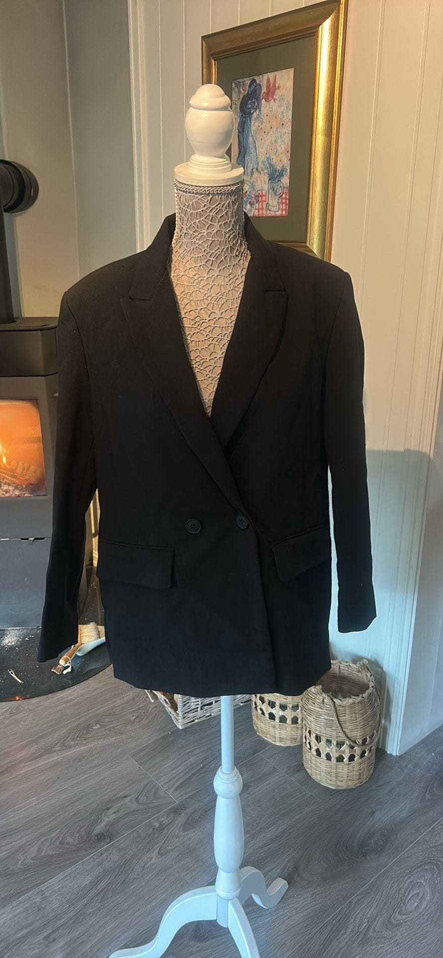 Sort blazer med knepping. | FINN-torget