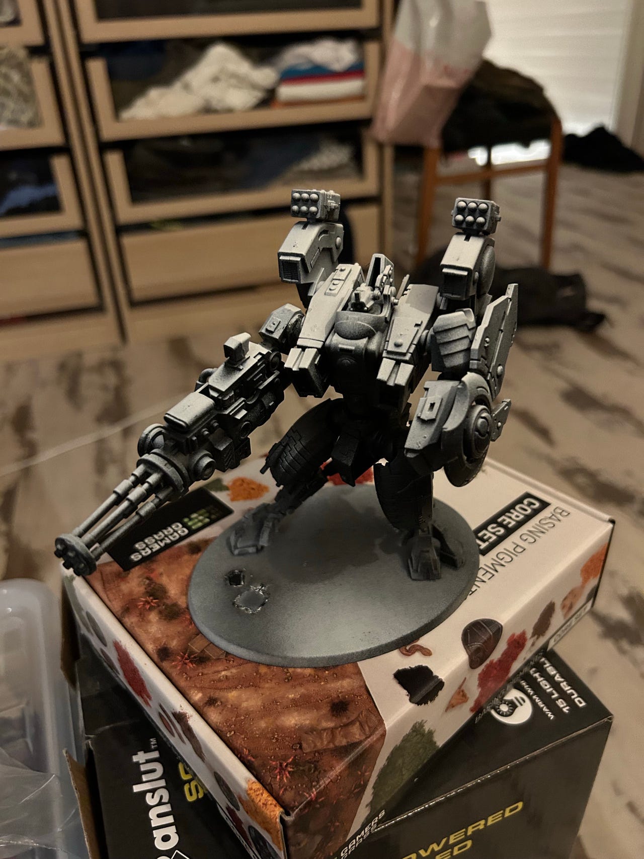 Warhammer 40K Tau Empire XV104 Riptide Battlesuit | FINN-torget