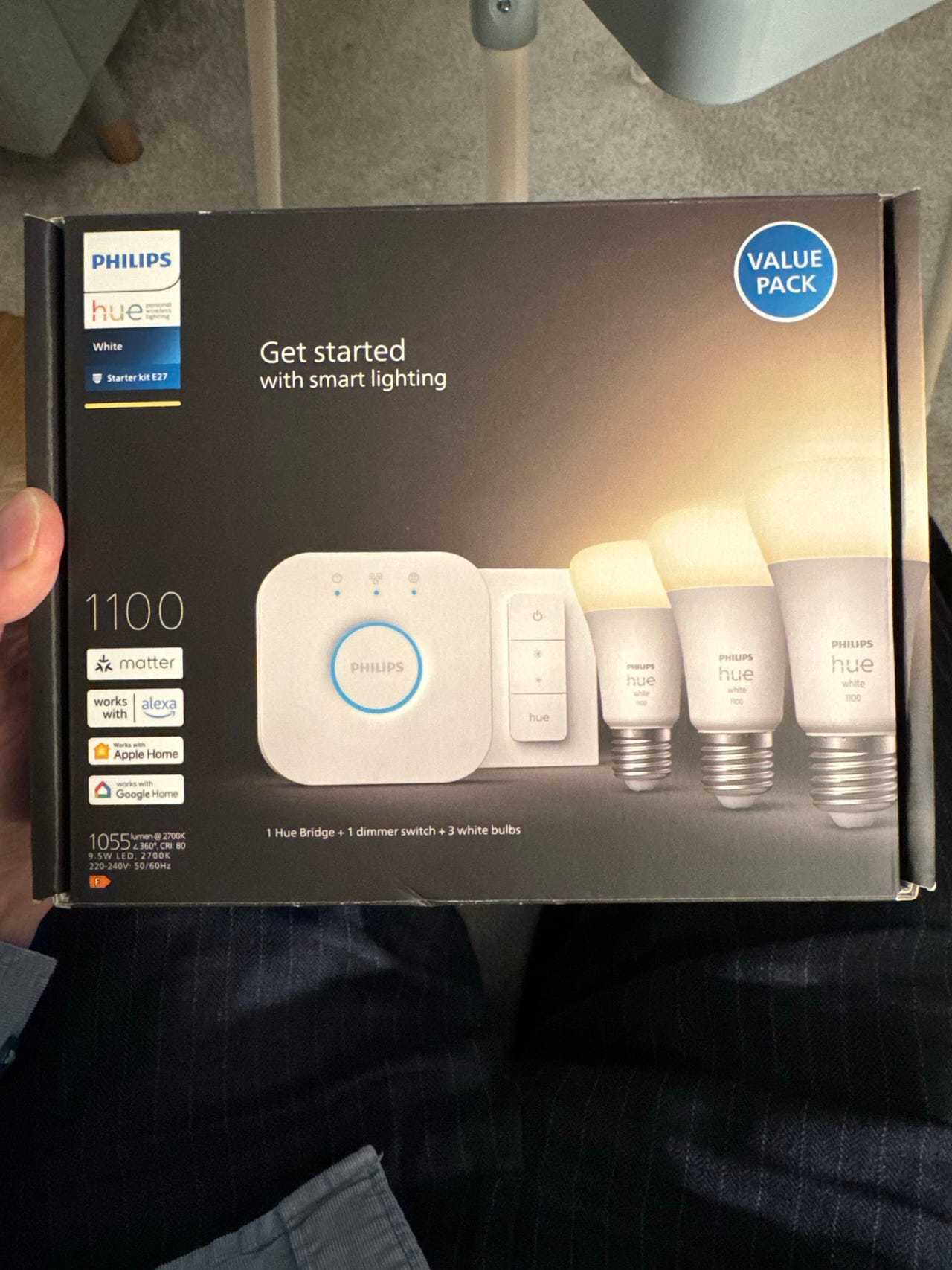 Philips Hue White smart belysningspakke startkit | FINN-torget
