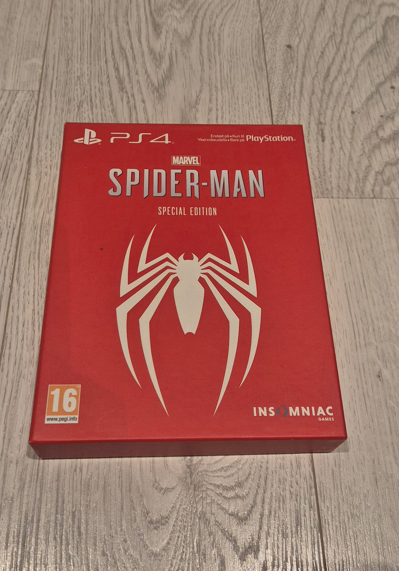 Marvel Spider-Man Special Edition Steelcase | FINN-torget