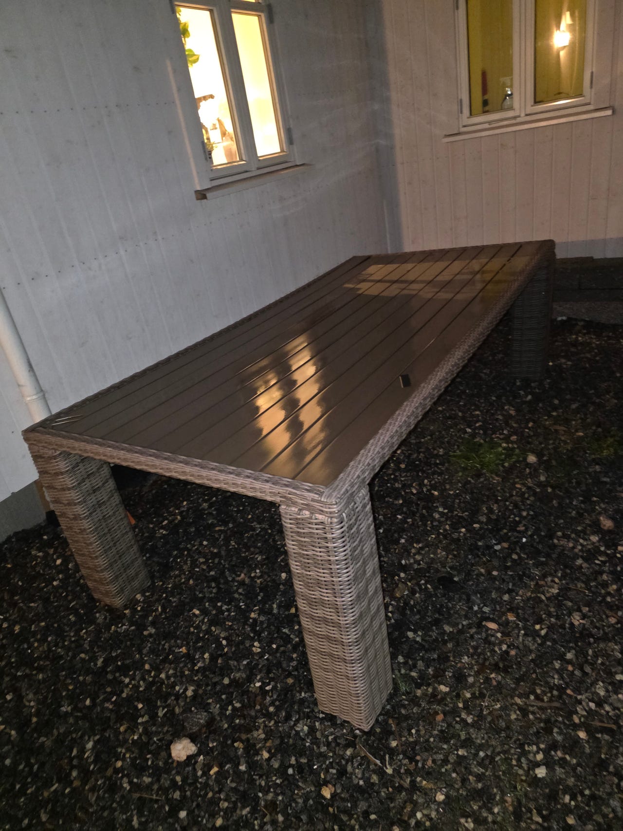Utebord, hagebord, rotting bord. | FINN-torget