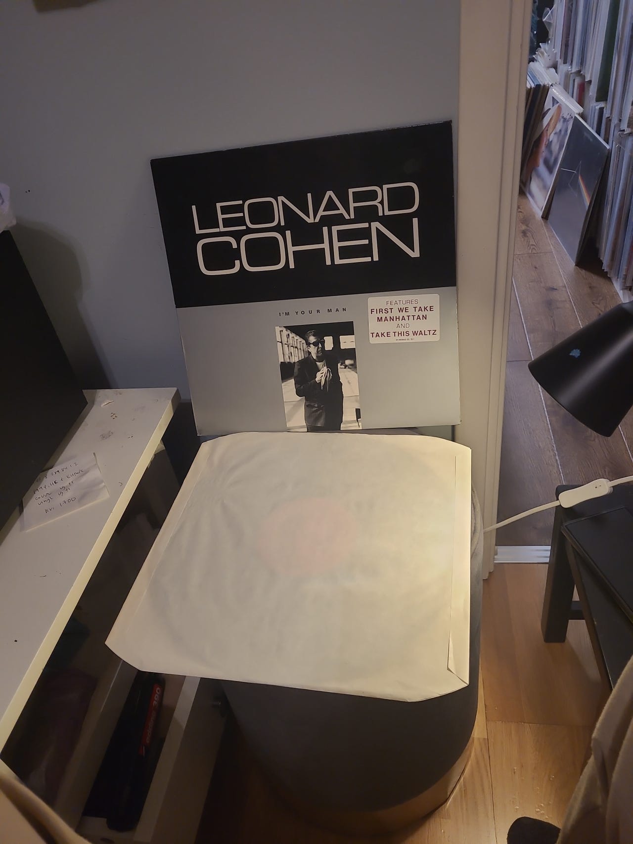 Leonard Cohen i'm your man | FINN-torget
