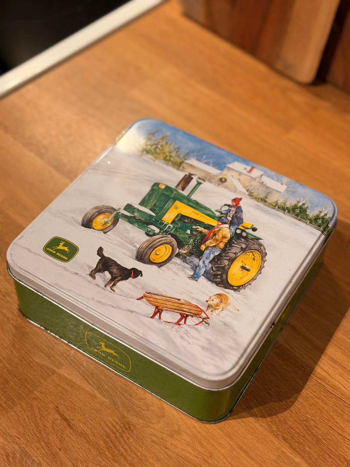 John Deere metall boks | FINN-torget