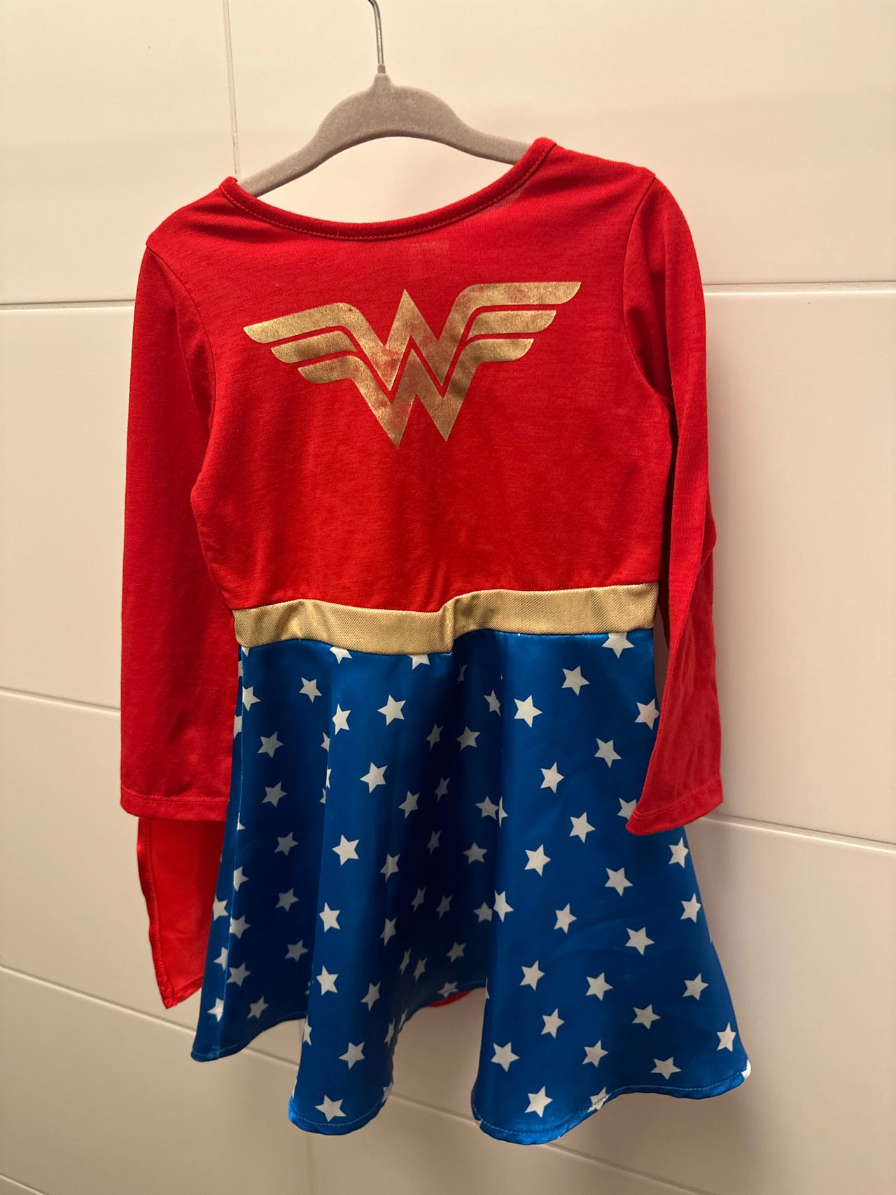 H&M Wonder Woman kostyme med kappe str 86/92 | FINN-torget