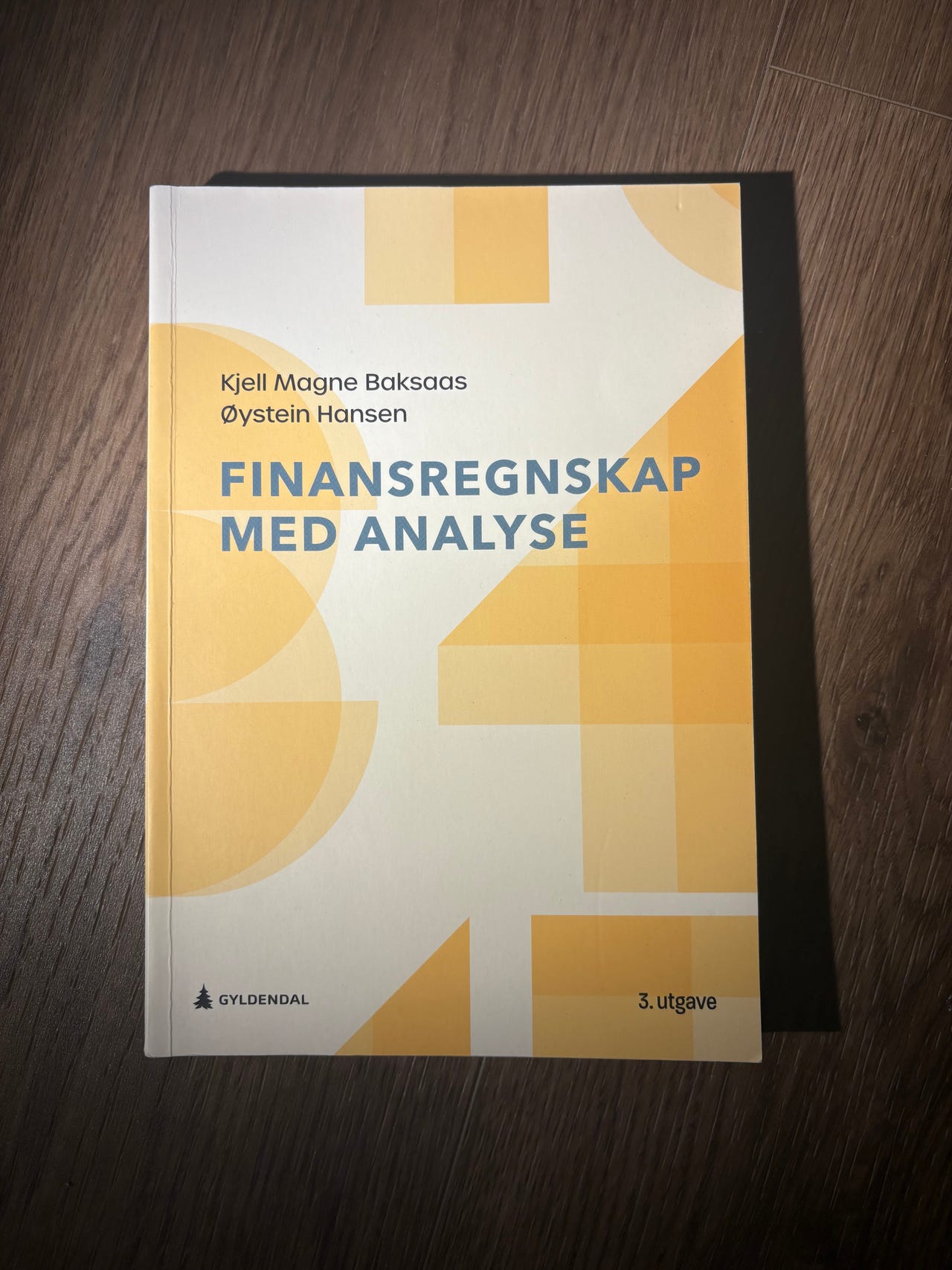 Finansregnskap med analyse (3 utg) | FINN-torget