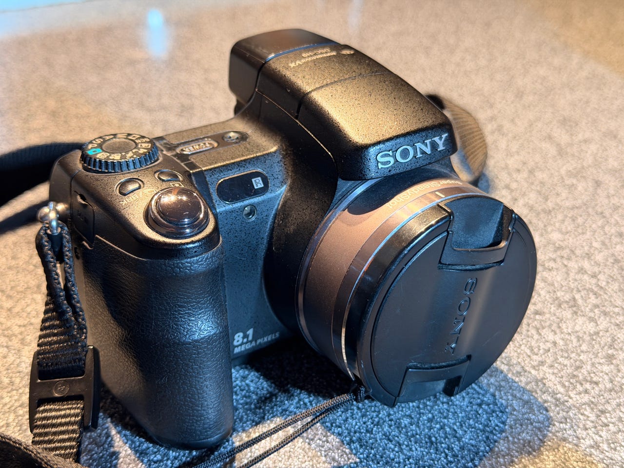 Sony 8.1 MP Digitalt Kamera | FINN-torget