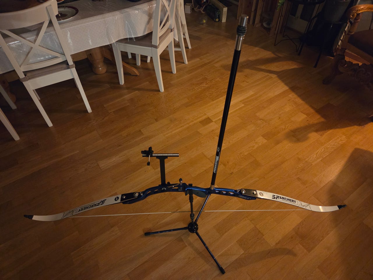 Komplett Recurve bue med sekk og utstyr | FINN-torget