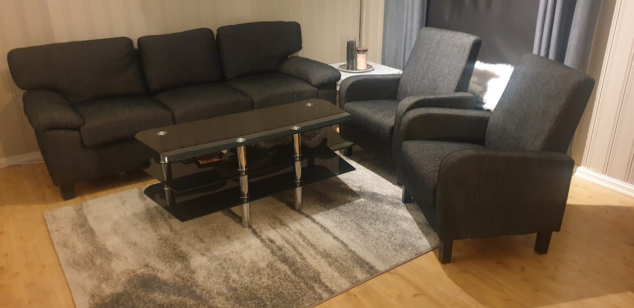 Sofa og 2 stoler selges samlet. | FINN-torget
