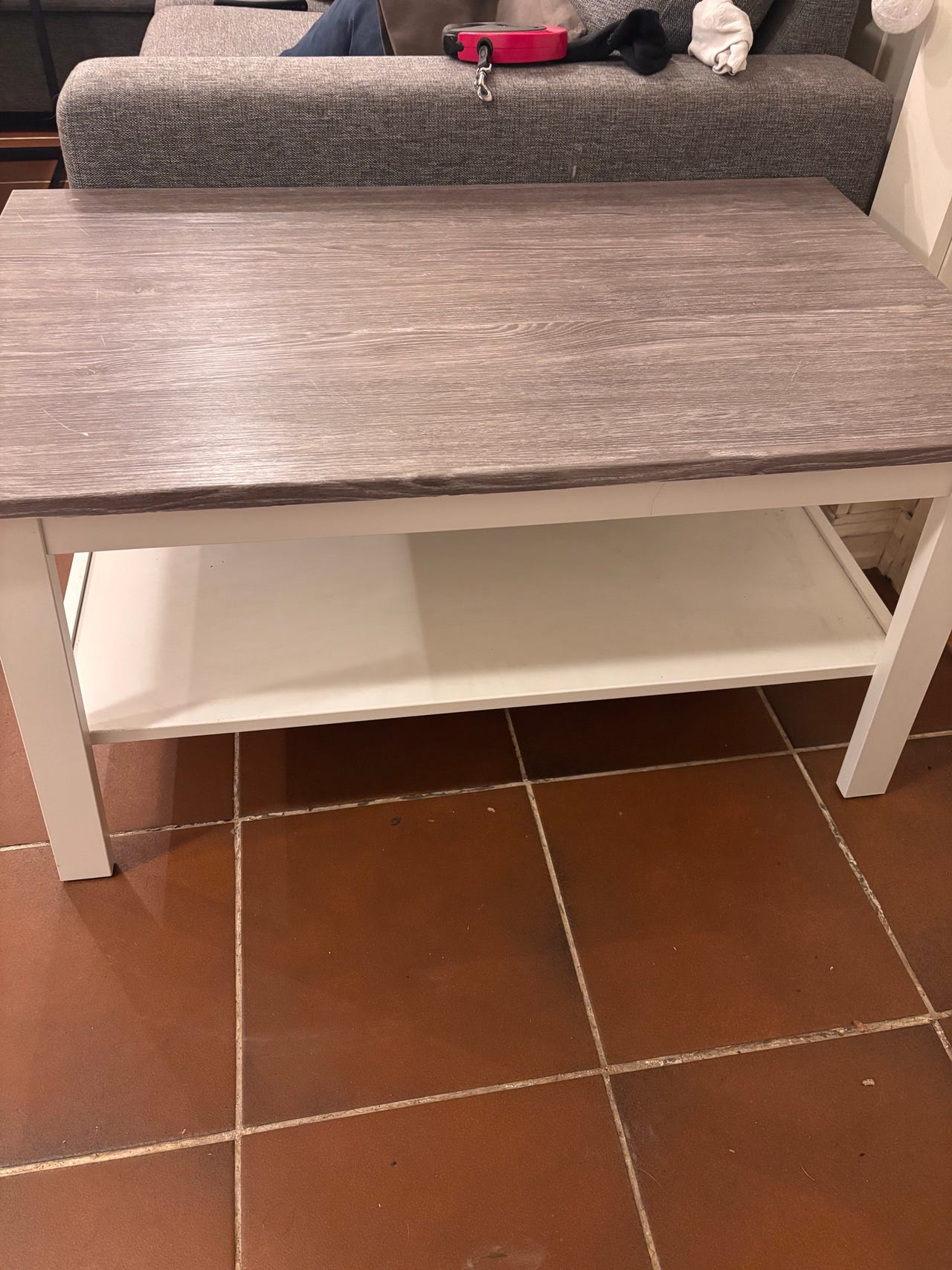 Lack bord fra IKEA gis bort | FINN-torget