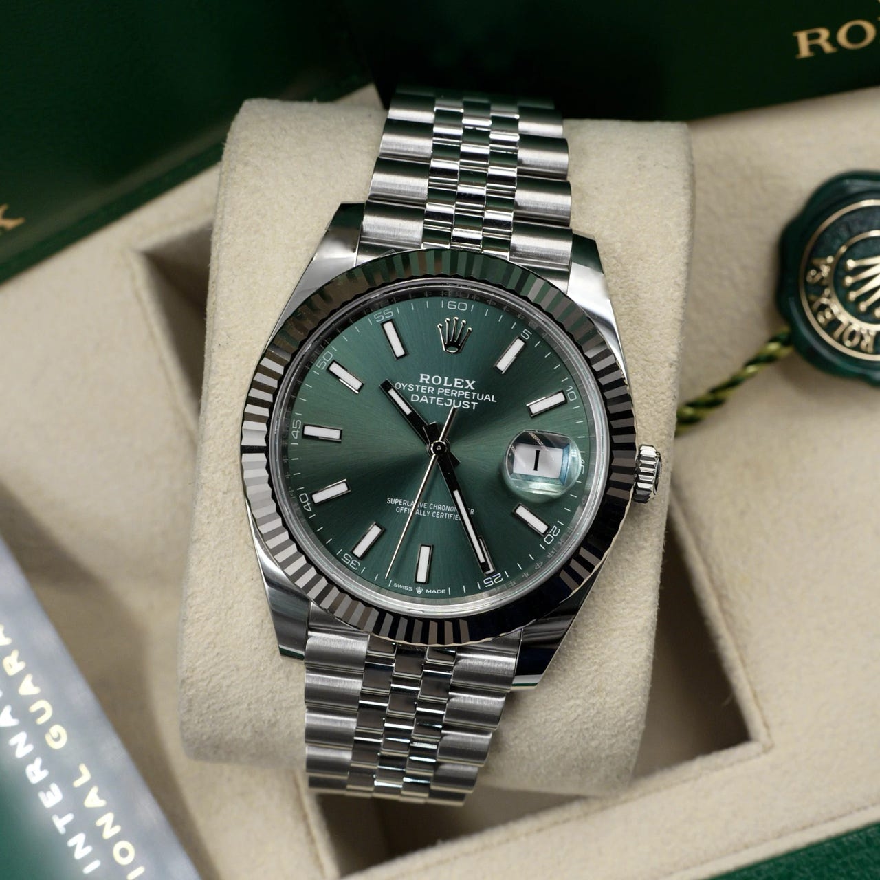 Rolex Datejust 41 2024 – Green Mint + hvit + sort skive – Ref. 126334 ...