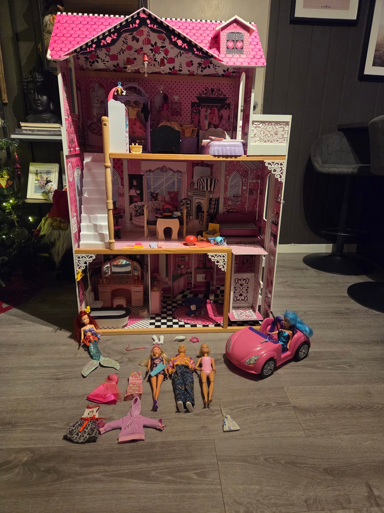 Barbie hus selges | FINN-torget