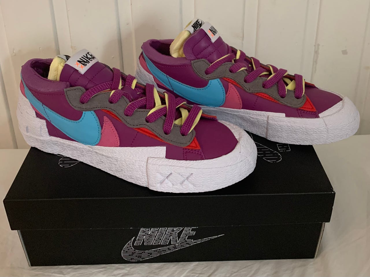 Nike Blazer Low x Sacai x Kaws | FINN-torget