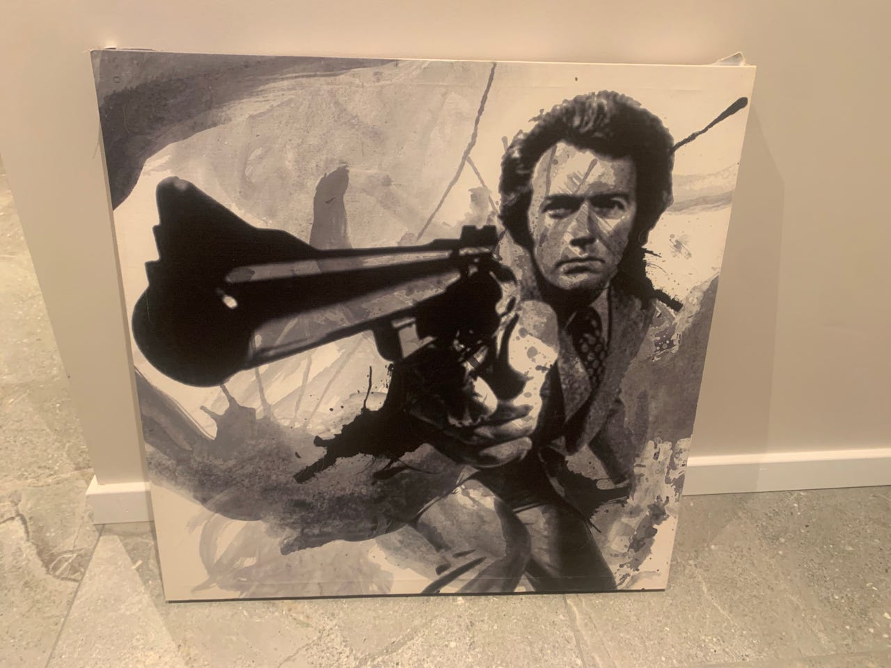 Sort/hvit bilde, med Clint Eastwood motiv | FINN-torget