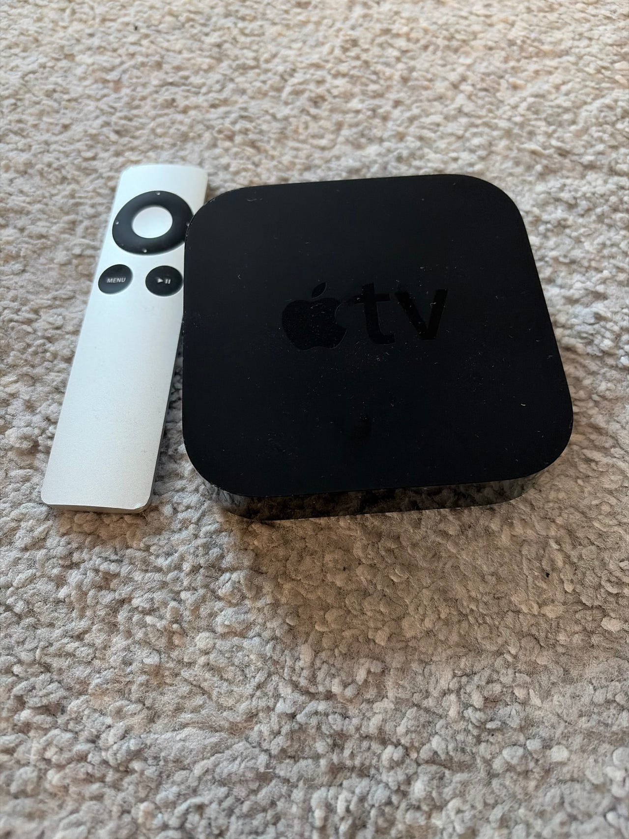 Apple Apple TV med fjernkontroll (Model A1427) | FINN-torget