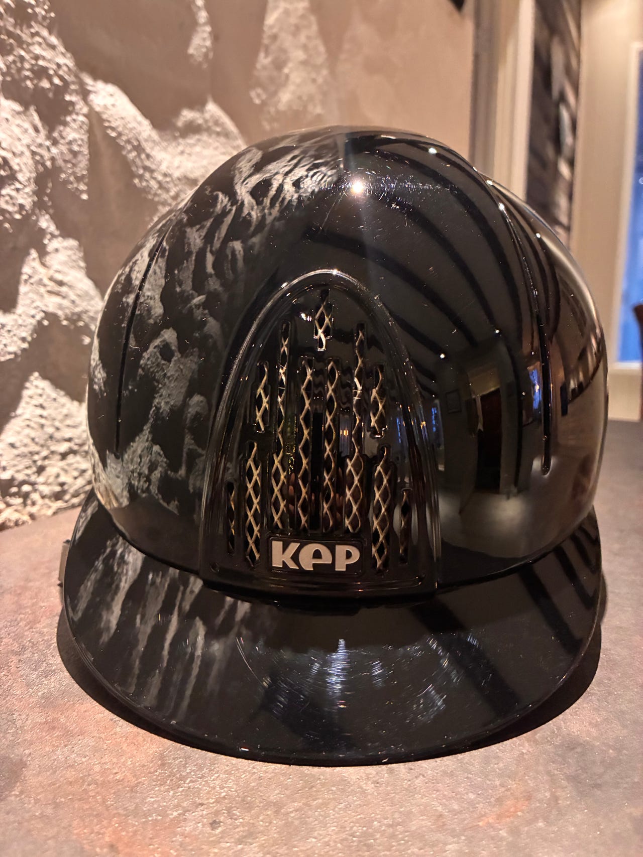 KEP hjelm, sort | FINN-torget