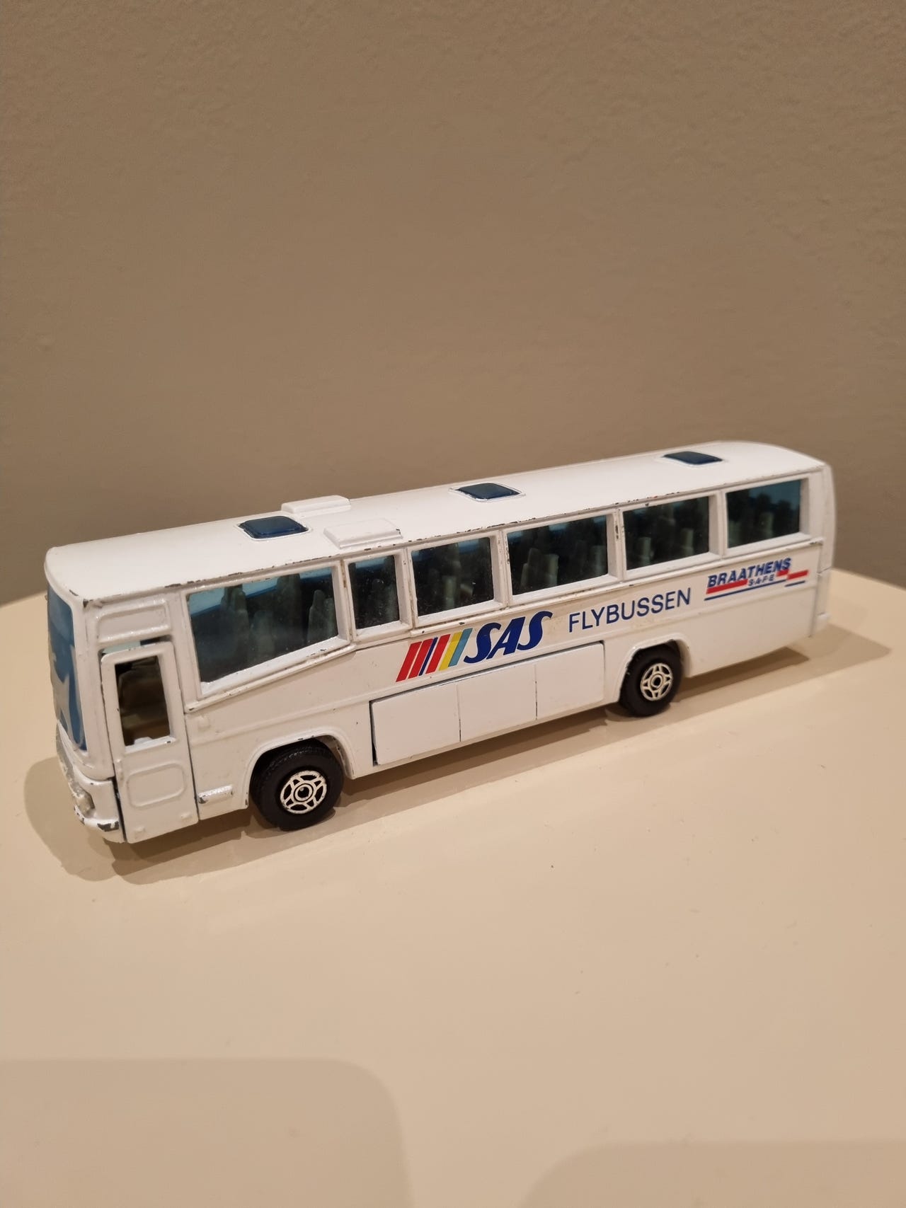 Vintage Corgi SAS Braathens flybuss | FINN-torget