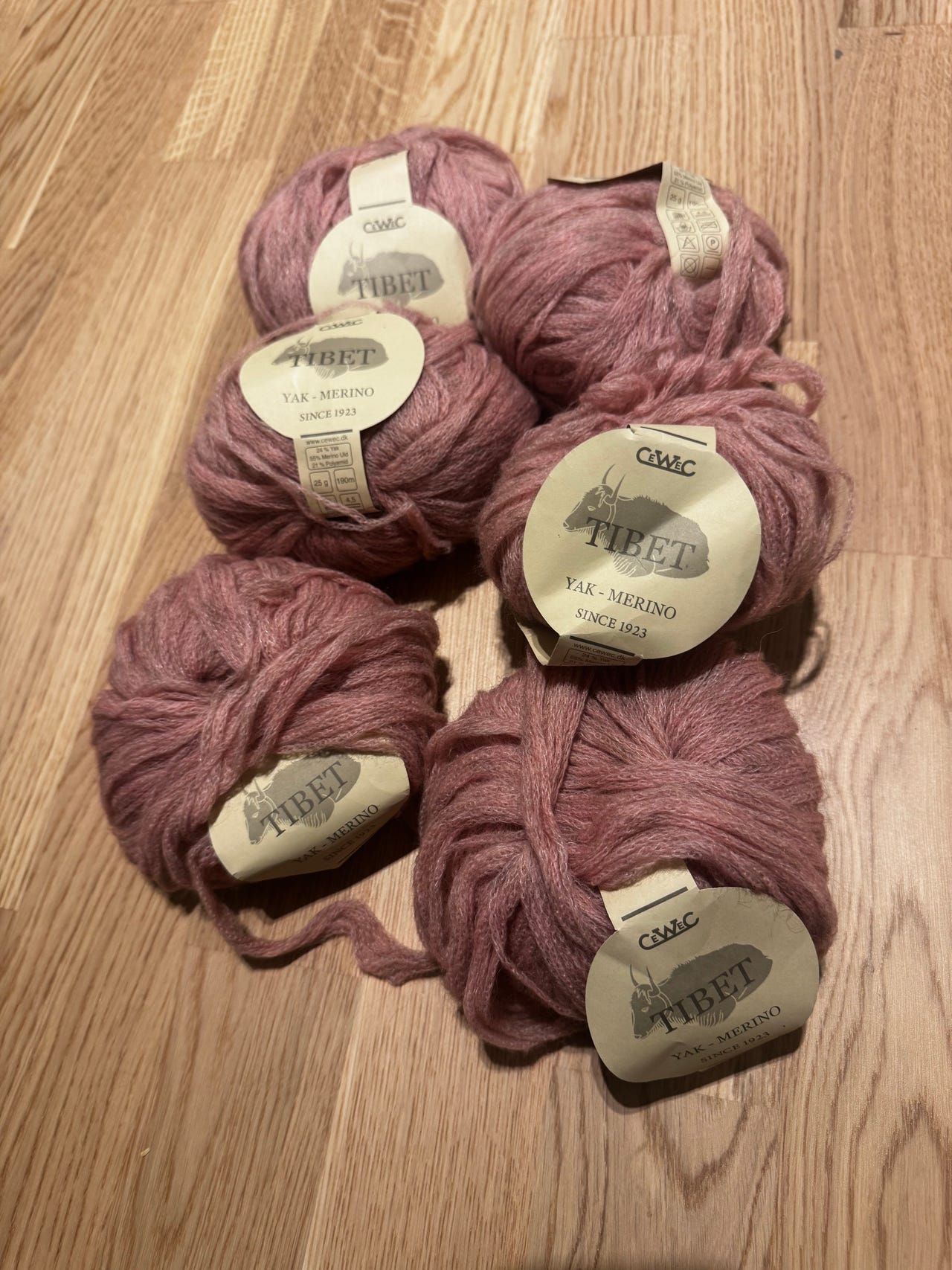 Cewek Tibet - Yak Merino | FINN-torget