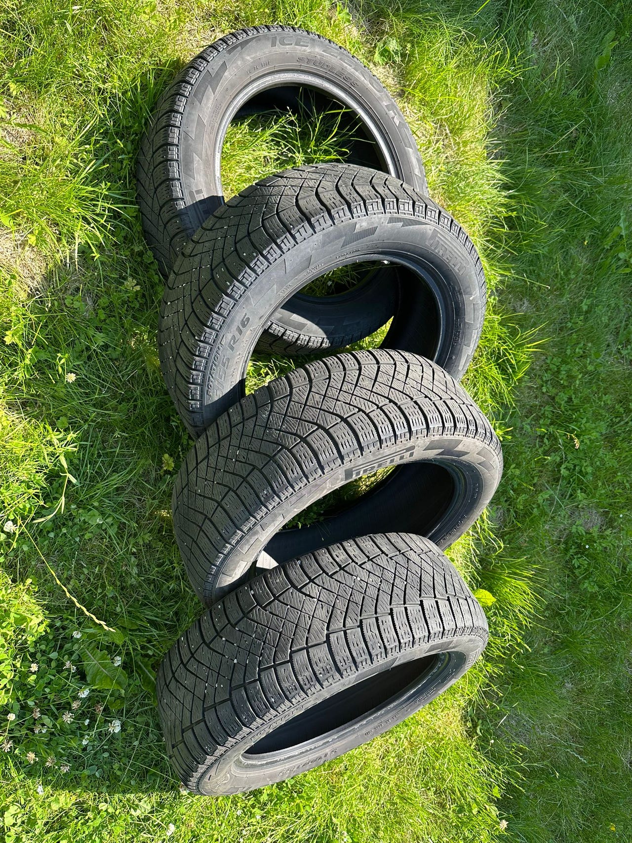 205/55/R16 piggfrie pirelli vinterdekk 4stk | FINN-torget