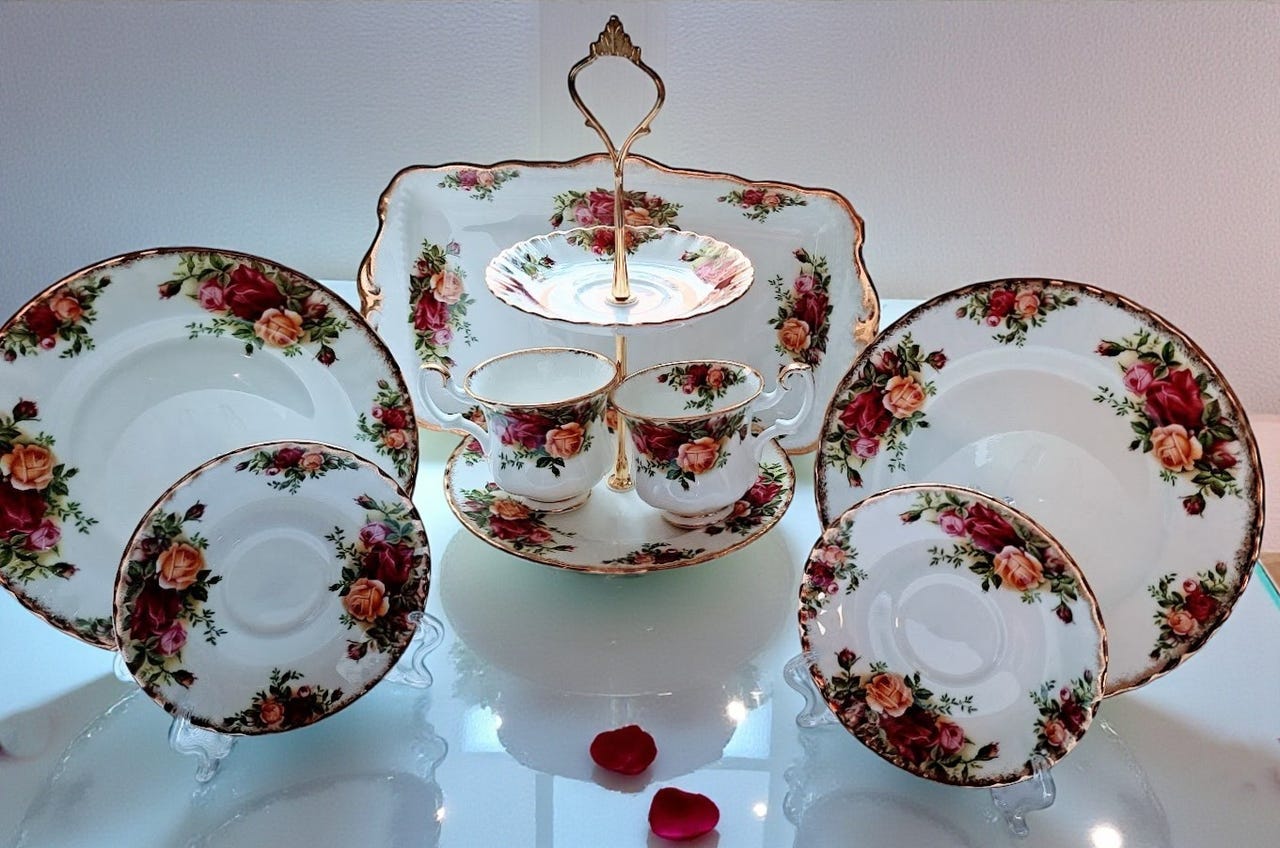 Royal Albert Old Country Roses servise deler | FINN-torget