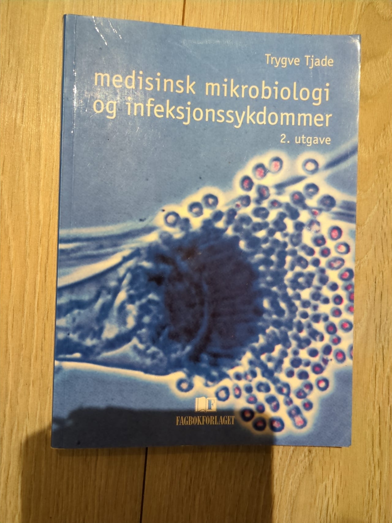 Medisinsk mikrobiologi og infeksjonssykdommer | FINN-torget