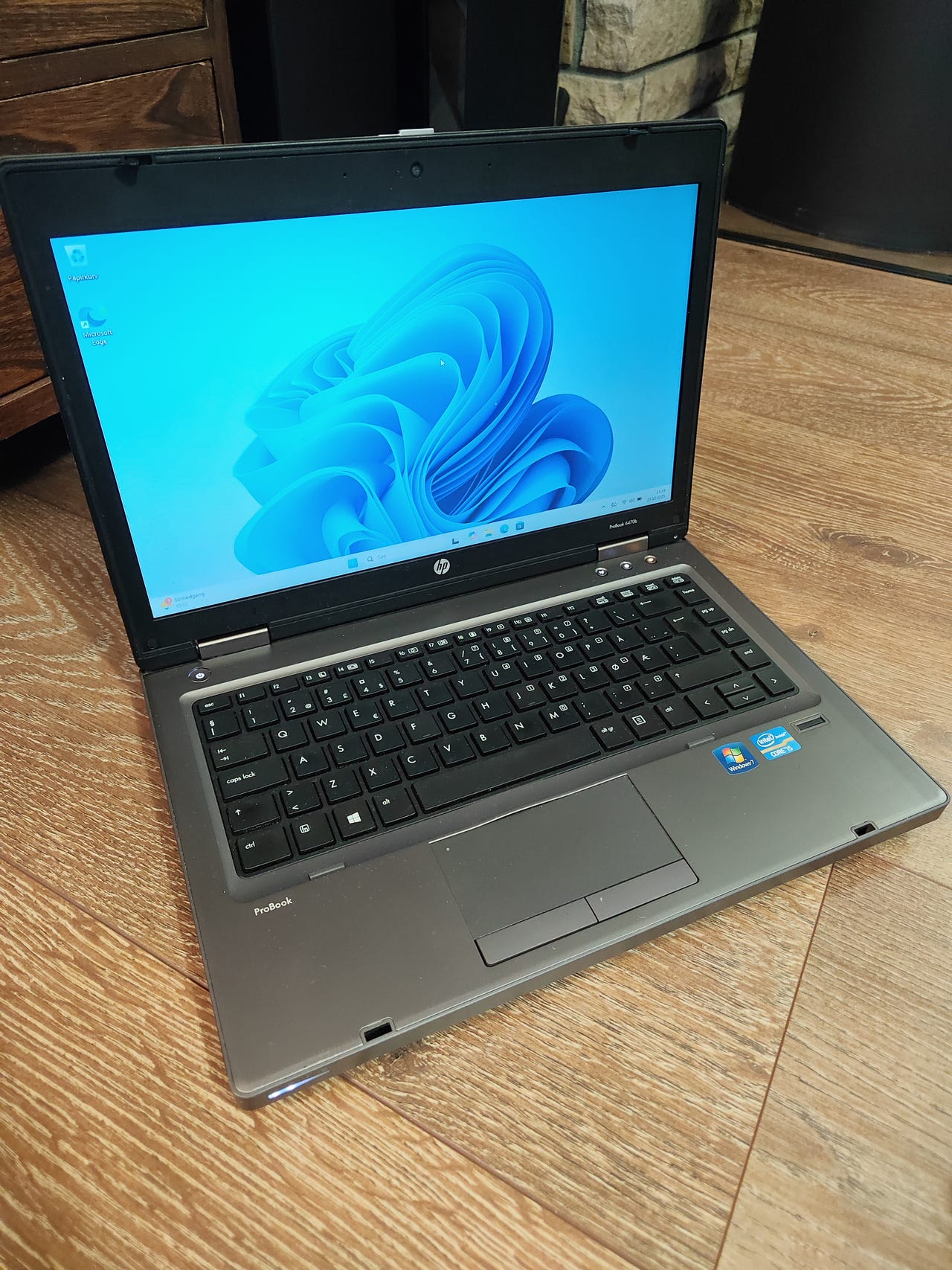 God HP ProBook Laptop Med Lader | FINN-torget