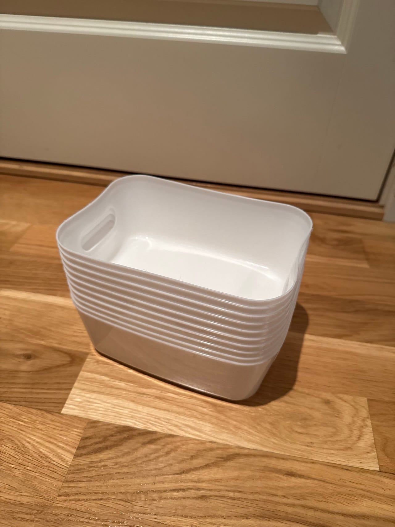 IKEA Oppbevaringsboks hvit plast | FINN-torget