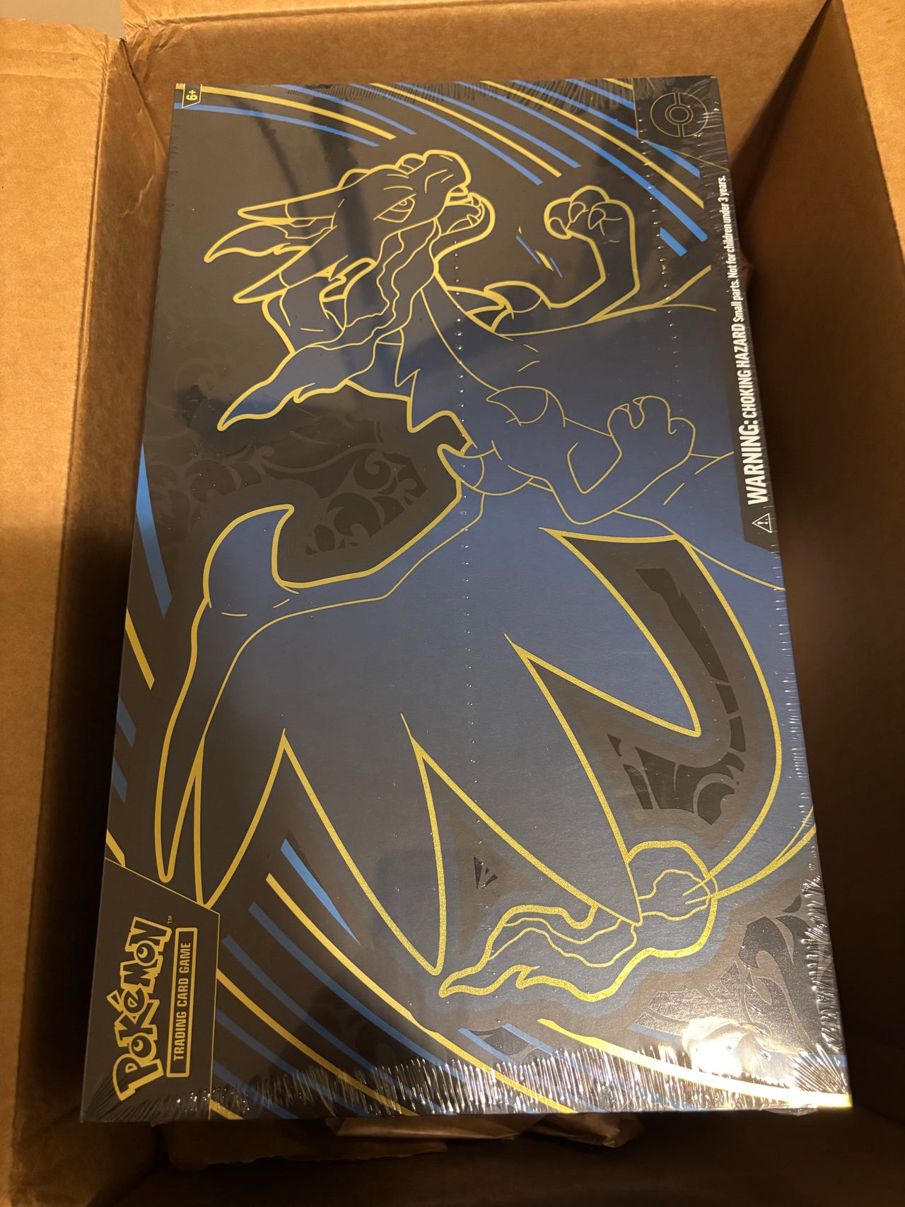 Pokemon Mega Charizard X EX Ultra Premium Collection | FINN-torget