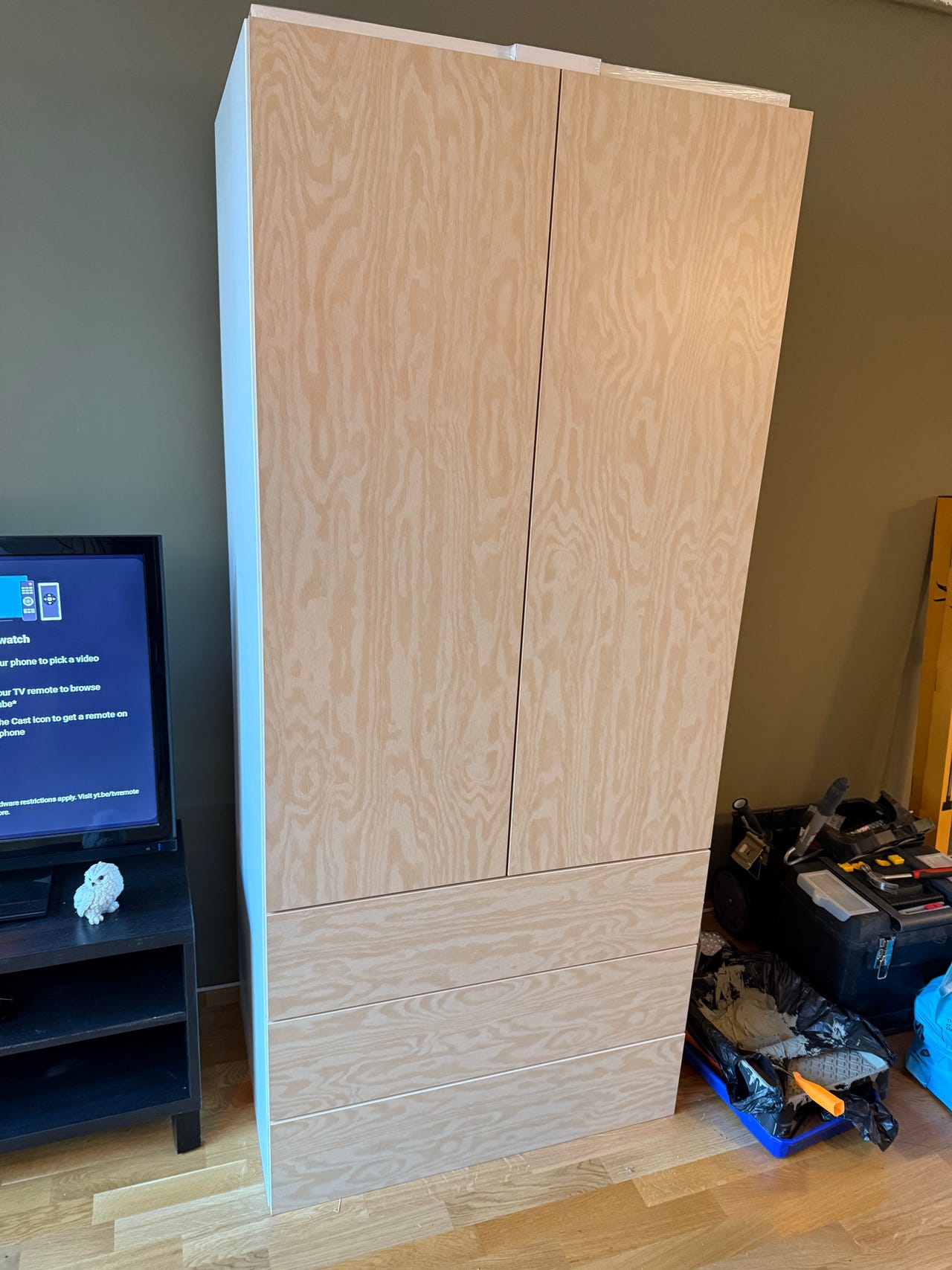 Ikea garderobeskap - platsa med kalbåden fronter | FINN-torget