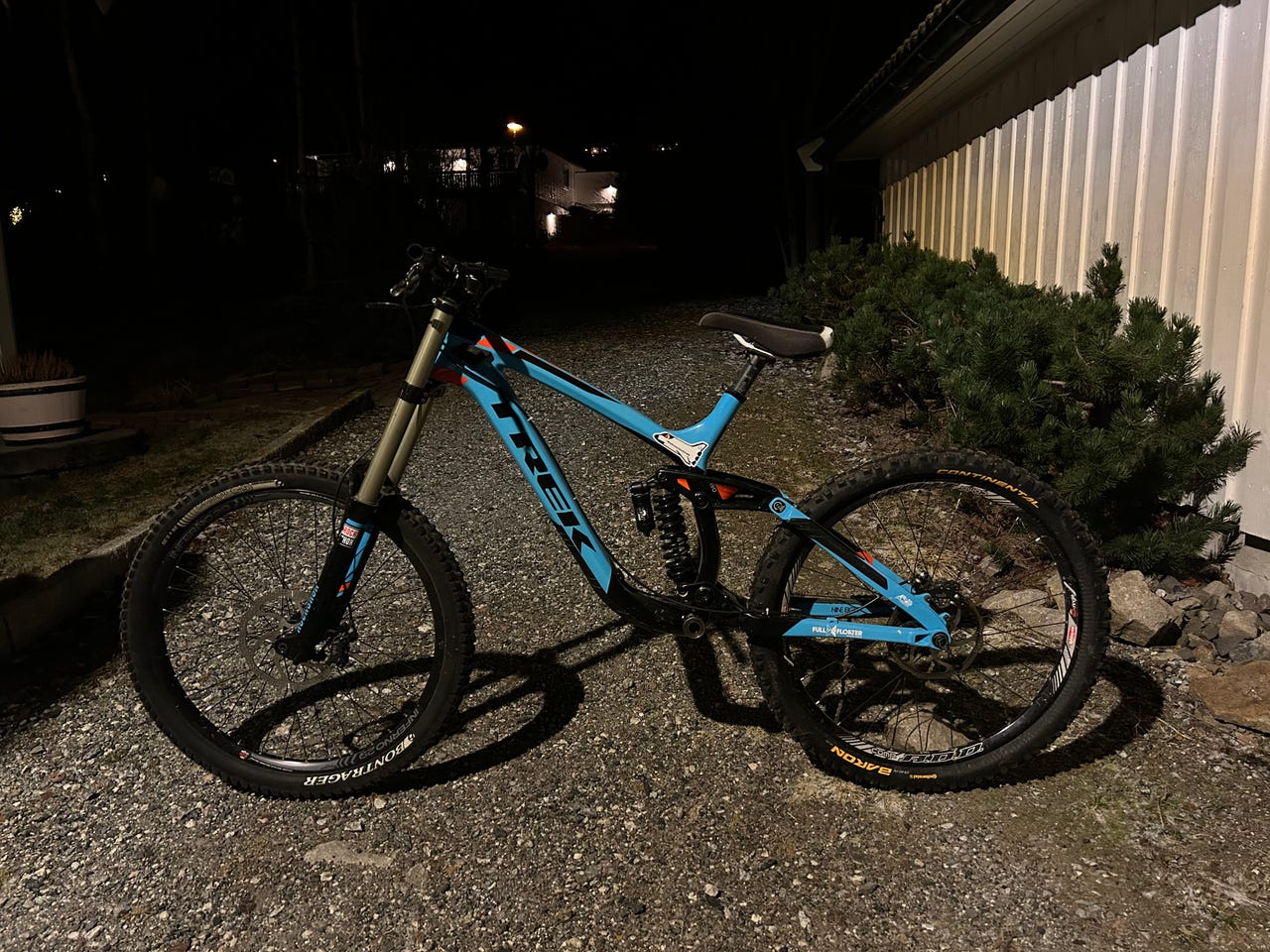 Trek Session 9.8 2014 mod | FINN-torget