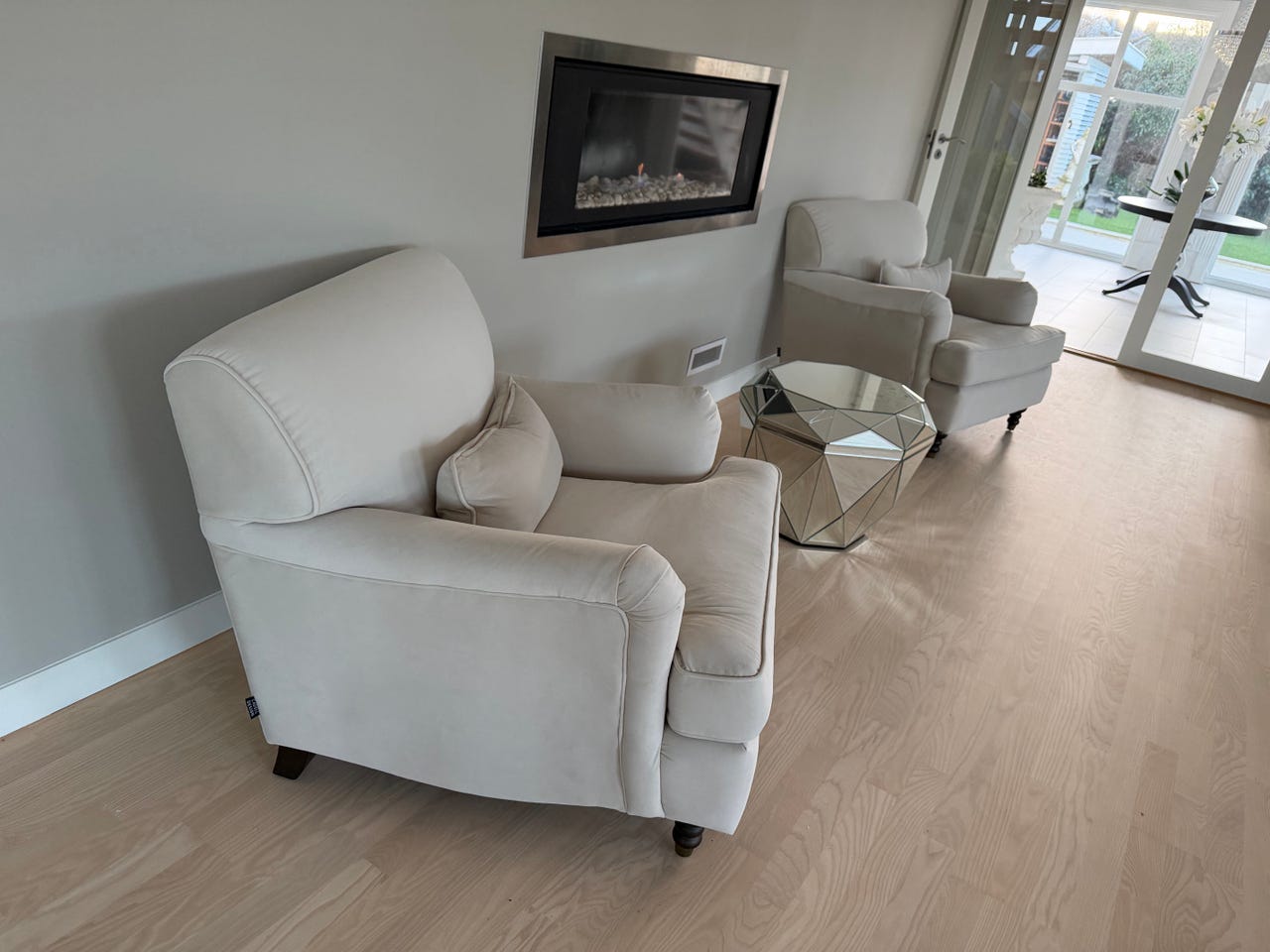 2 stk flotte design stoler fra Cadell Design selges | FINN-torget