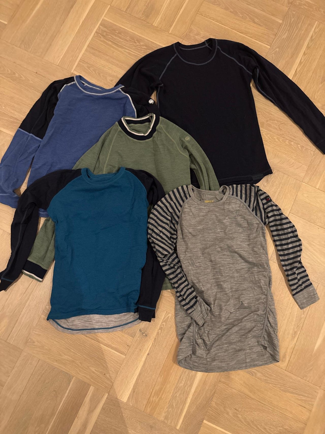 5 Pierre Robert / Devold Unisex barn ullgenser 158/164 | FINN-torget