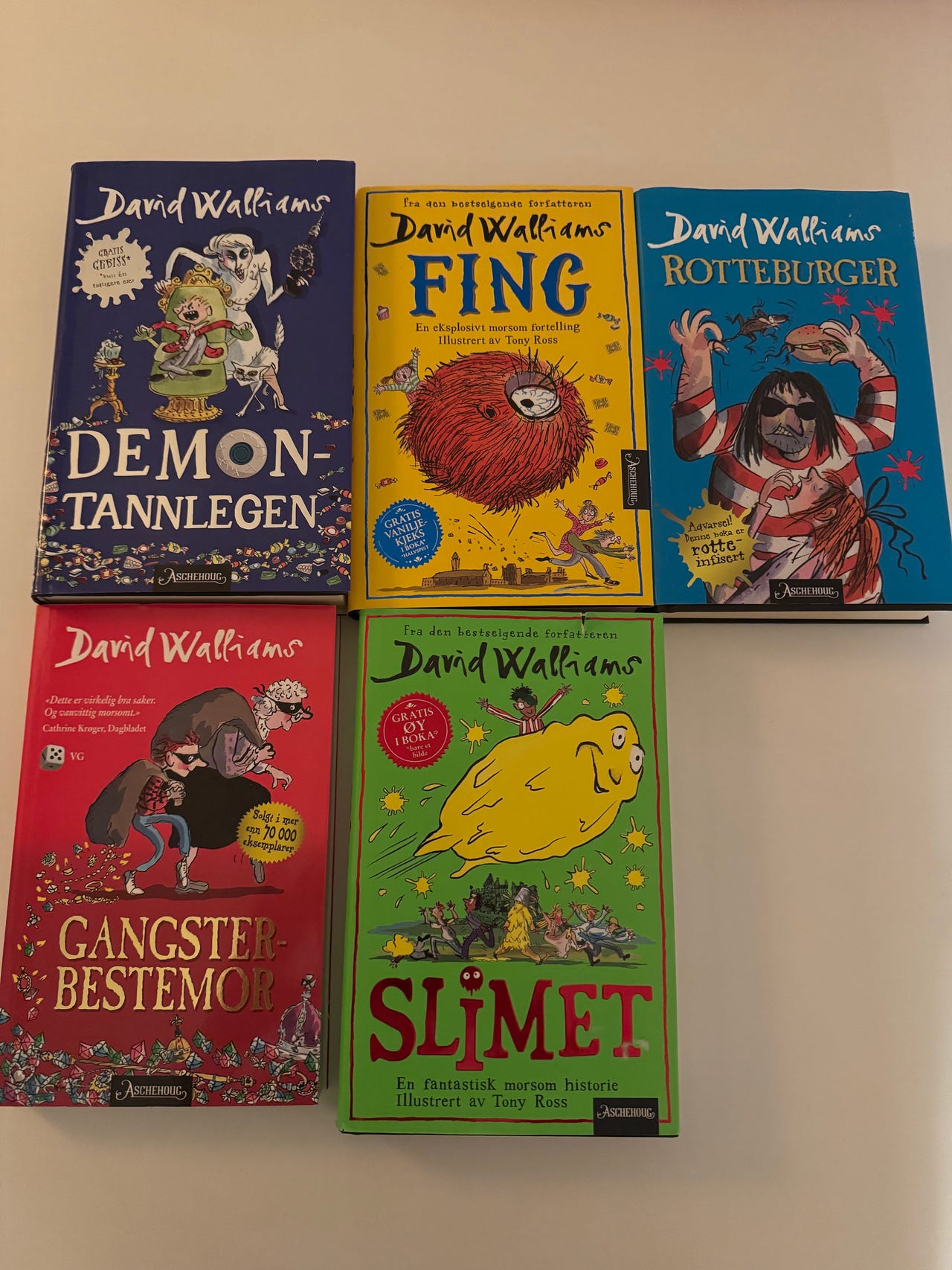 David Walliams: Demon-tannlegen, Fing, Rotteburger, Gangster-bestemor ...