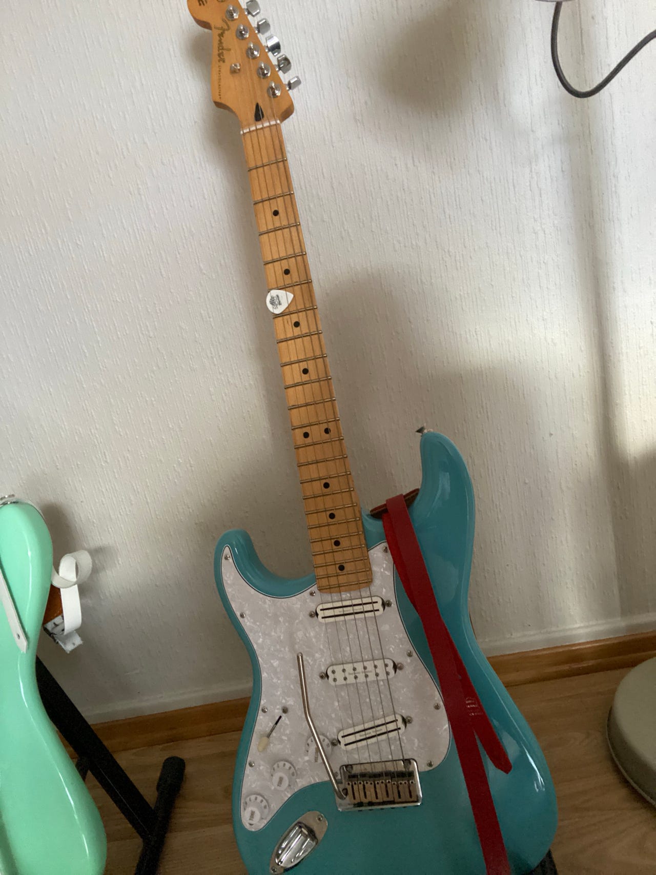 Påkostet Fender Player ll series Stratocaster (left-handed) | FINN-torget