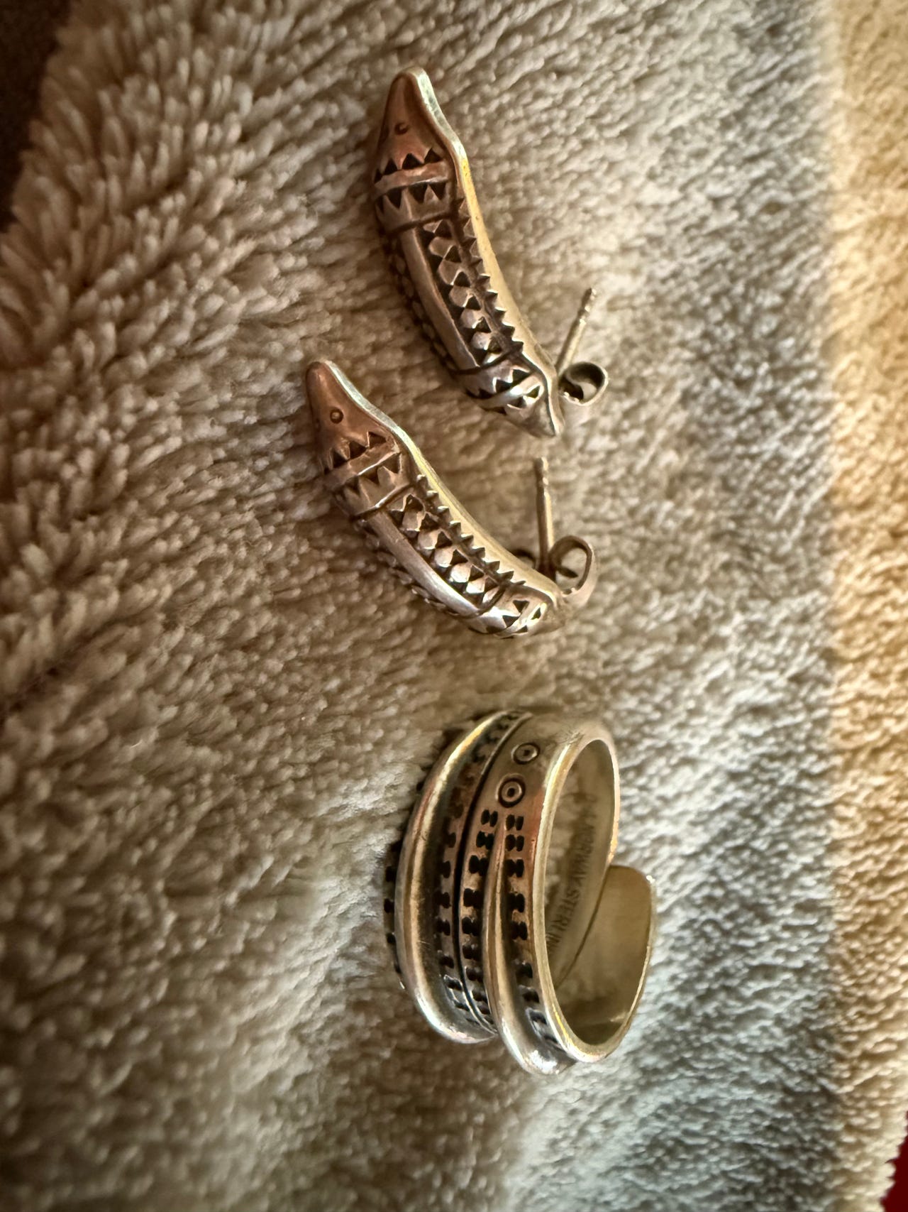 David Andersen Saga serie: Ring/slange og ørepynt/Drage | FINN-torget