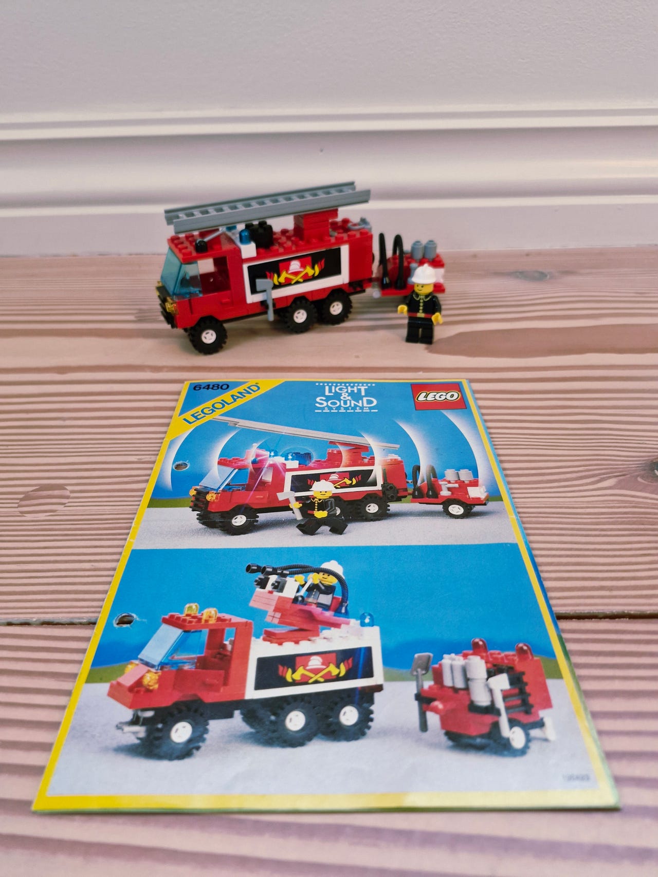 Lego 6480 Hook and Ladder Truc fra Lego Classic Town Fire serien | FINN ...