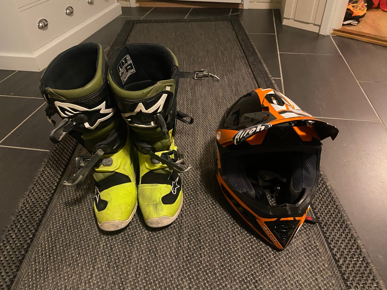 Mc sko og hjelm | FINN-torget