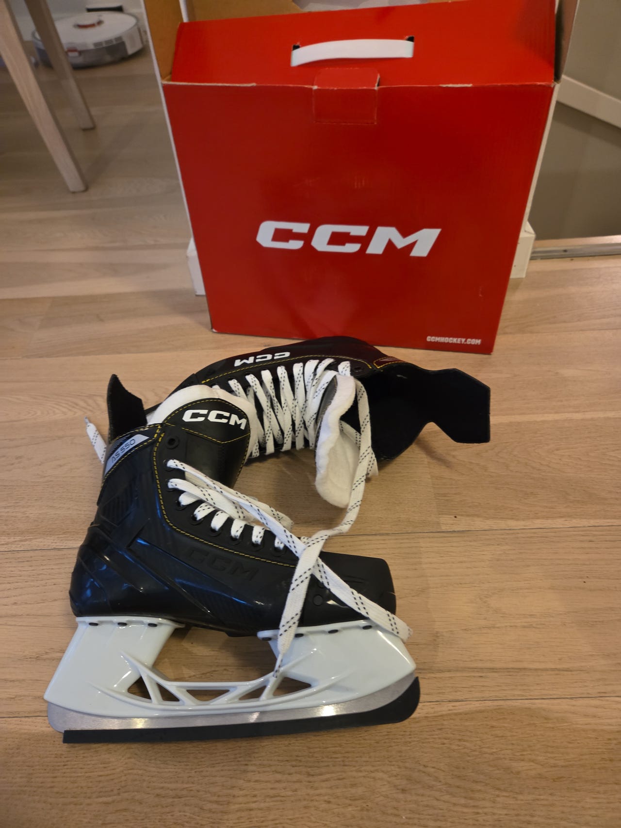 CCM Ishockeyskøyter str. 6 eller 40,5 eu | FINN-torget