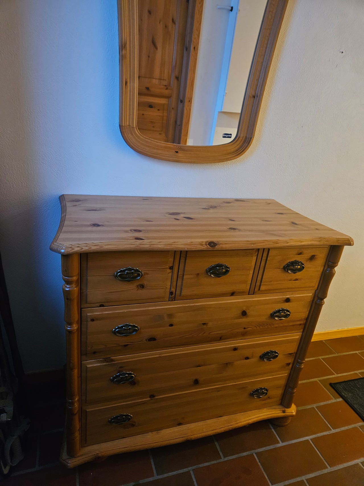 Kommode i furu | FINN-torget