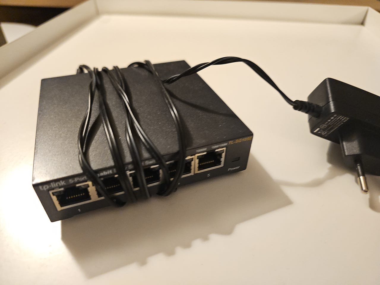 TP-Link TL-SG105E Ethernet Switch | FINN-torget