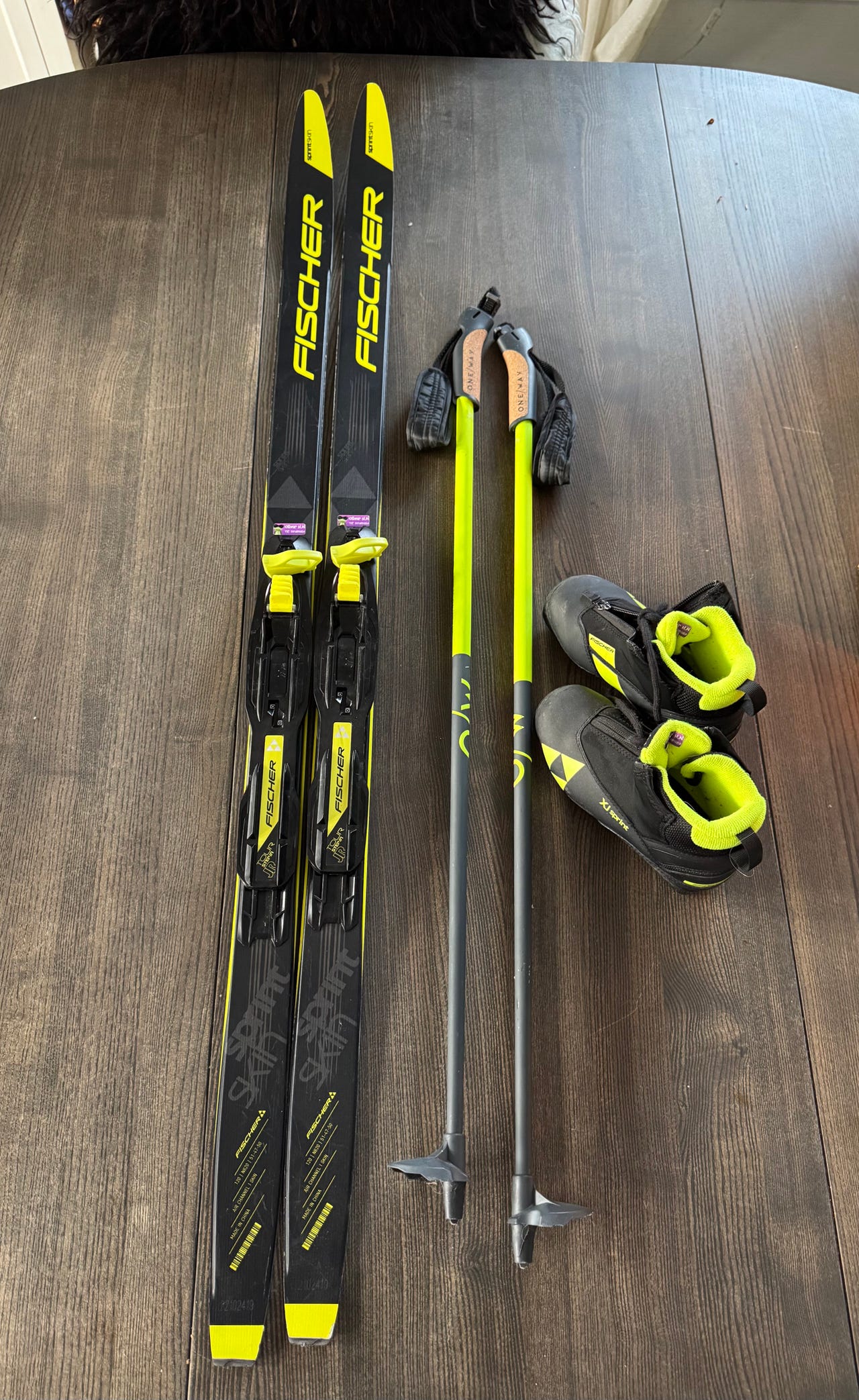 Skipakke barn - 120 cm felleski, sko str 30 og staver 84 cm | FINN-torget