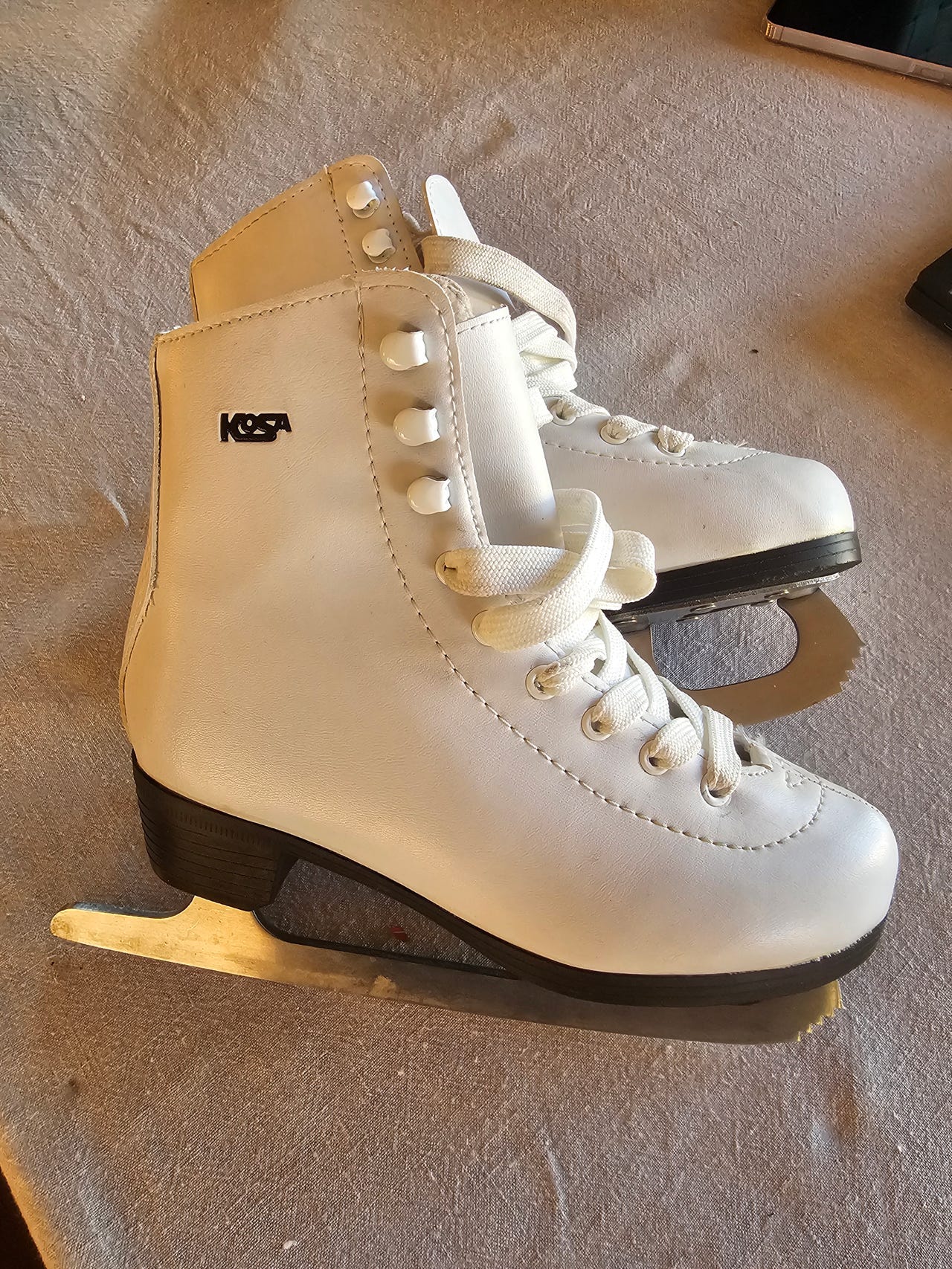 Kunstskøyter 32 | FINN-torget