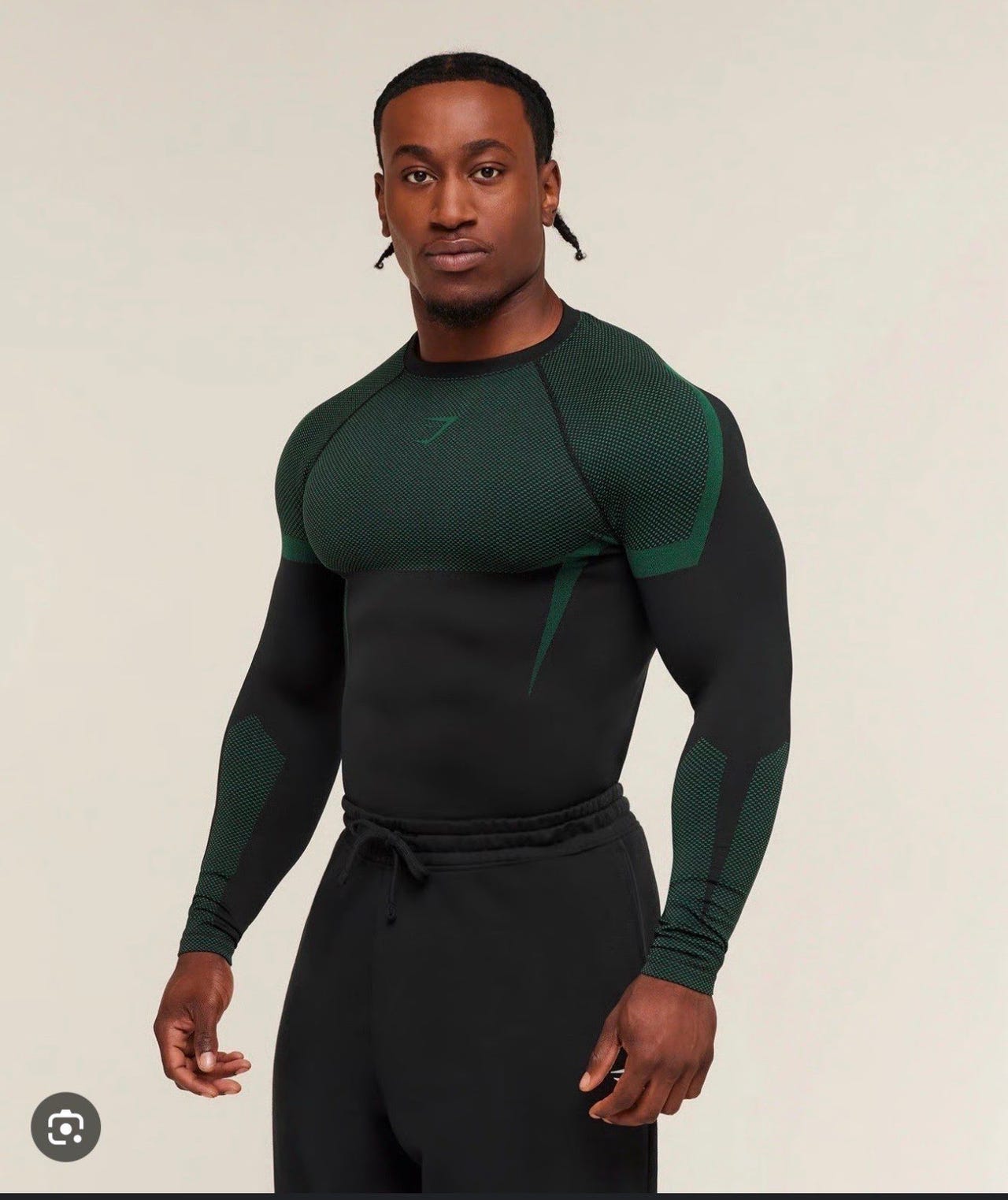 Gymshark onyx v5 loongsleeve green/black L | FINN-torget