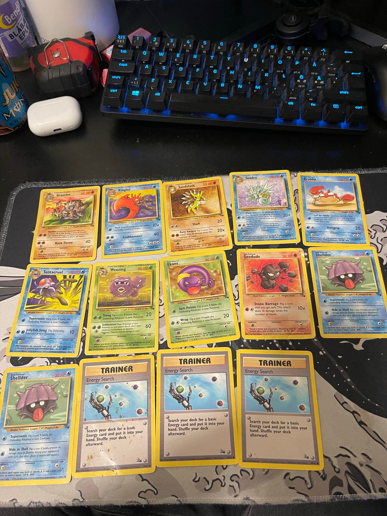 Masse gammel pokemon kort må bort så fort som mulig | FINN-torget