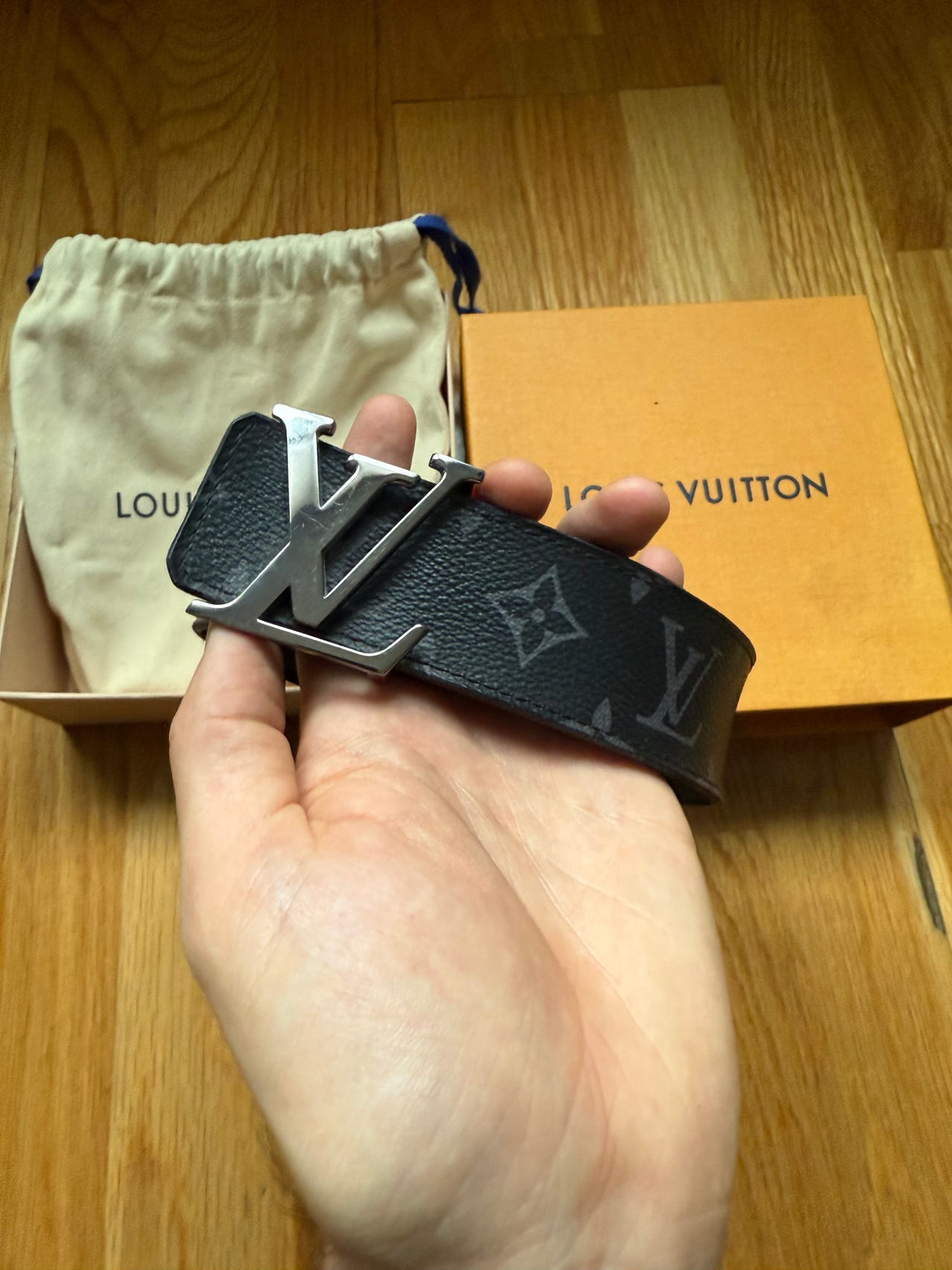 Pent brukt Louis Vuitton Belte | FINN-torget