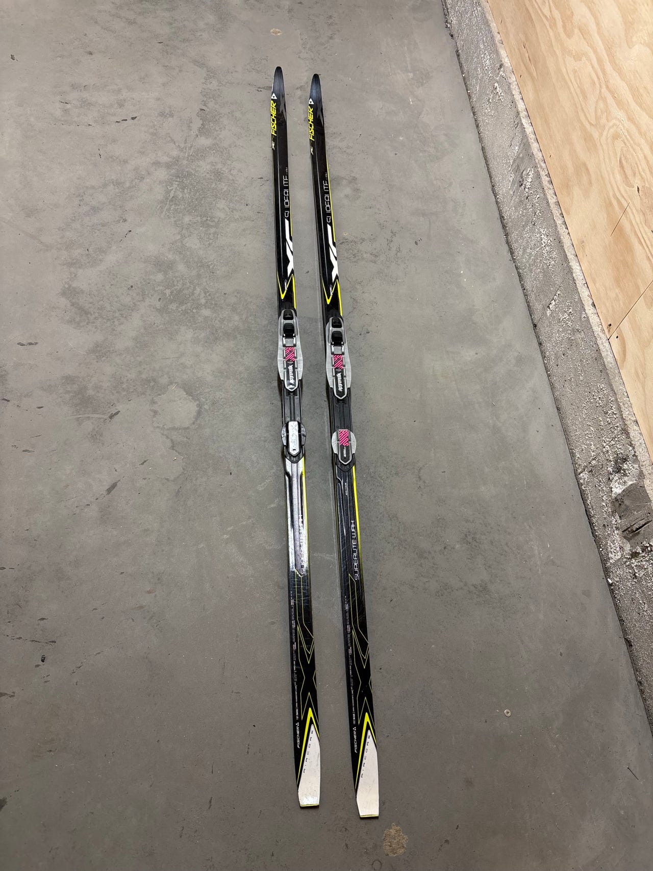 Fischer Super Lite Wax klassiske langrennsski – 197 cm | FINN-torget