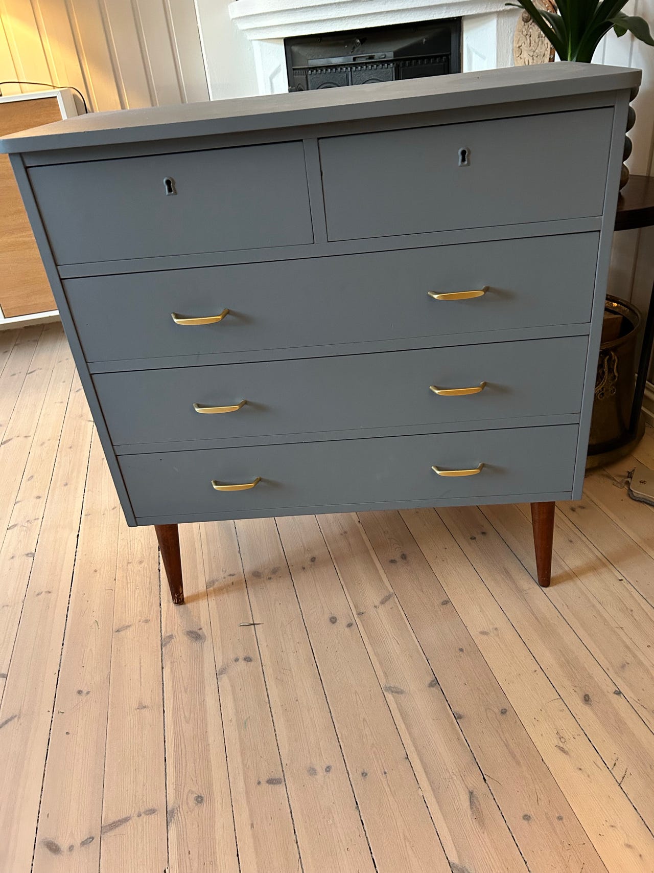 Liten nett kommode selges | FINN-torget