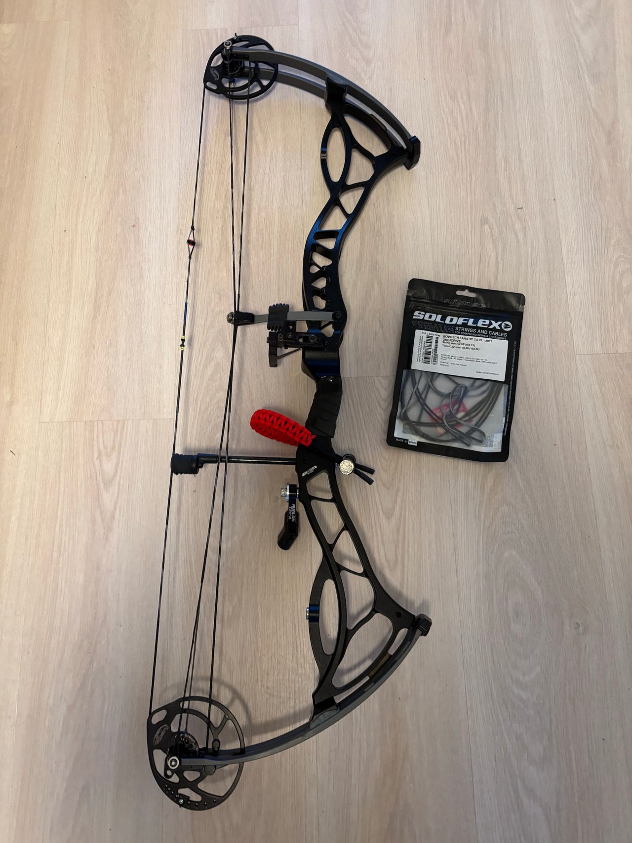 Compoundbue Bowtech Fanatic 3.0 XL | FINN-torget