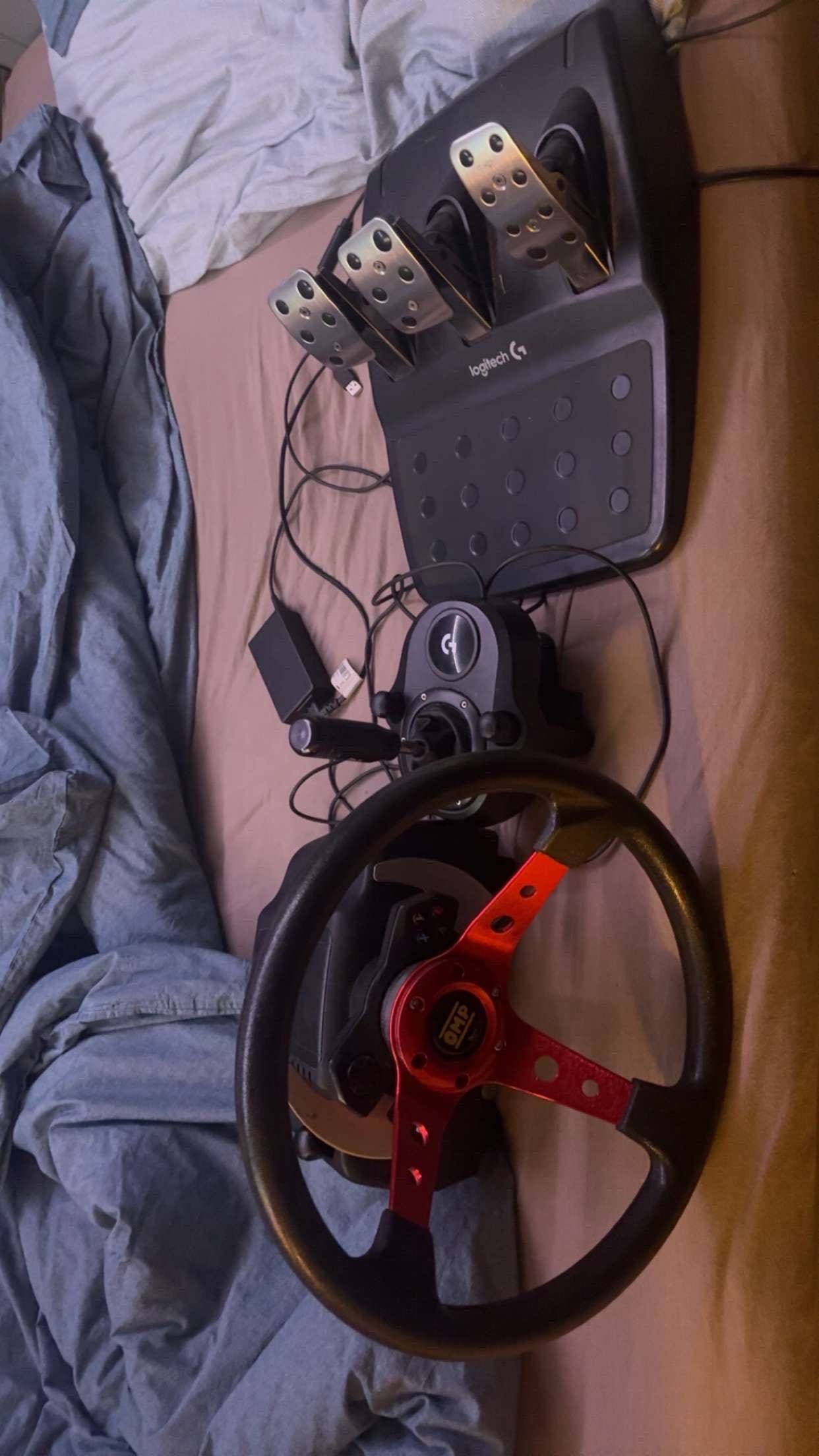 Logitech g920 | FINN-torget